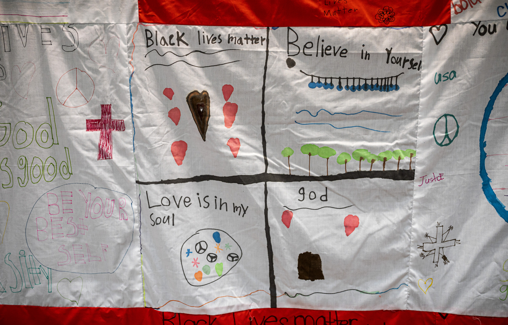 Social justice quilt on display at Harrisburg city government center ...