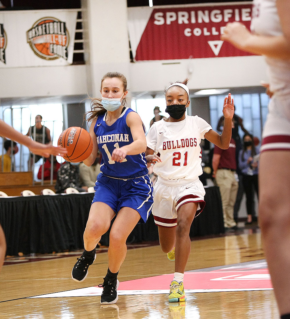 Wahconah vs Springfield International Charter girls Basketball 1/14/22 ...