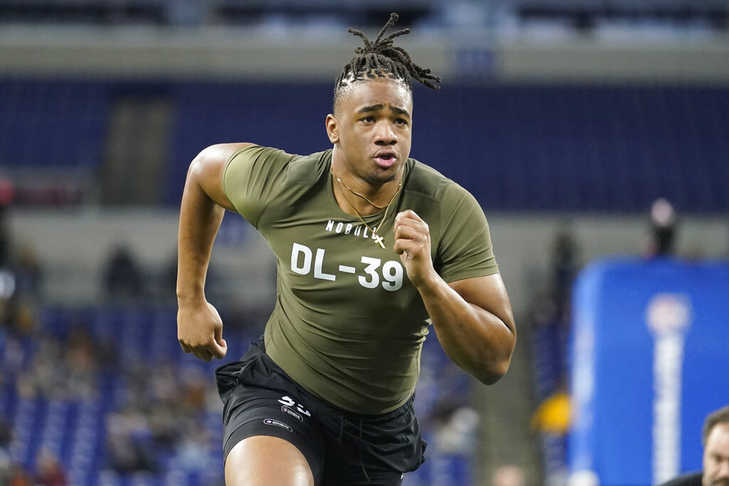 Cleveland Browns select DE Isaiah McGuire, Missouri, for their 126th ...