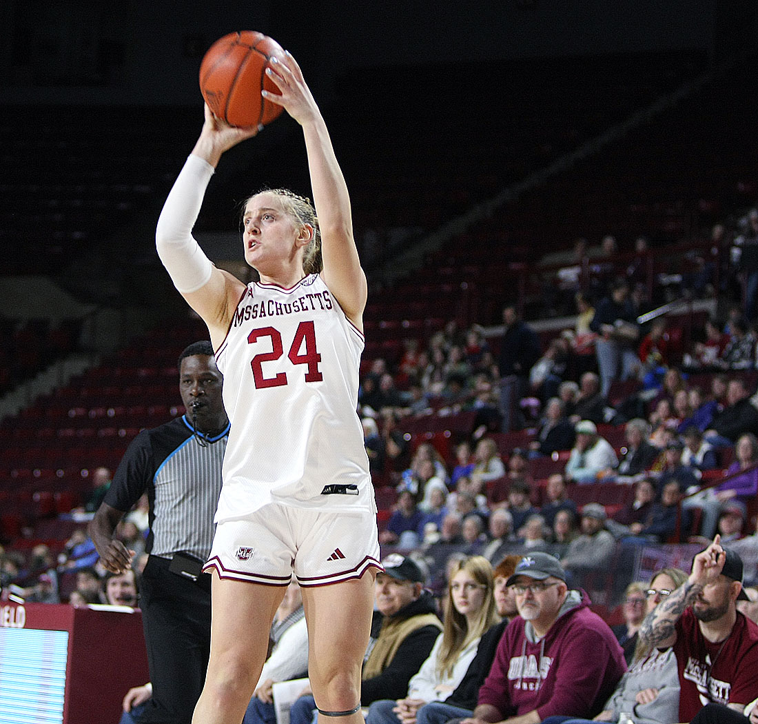 UMass Women's Basketball vs Bufalo 3/7/26 - masslive.com