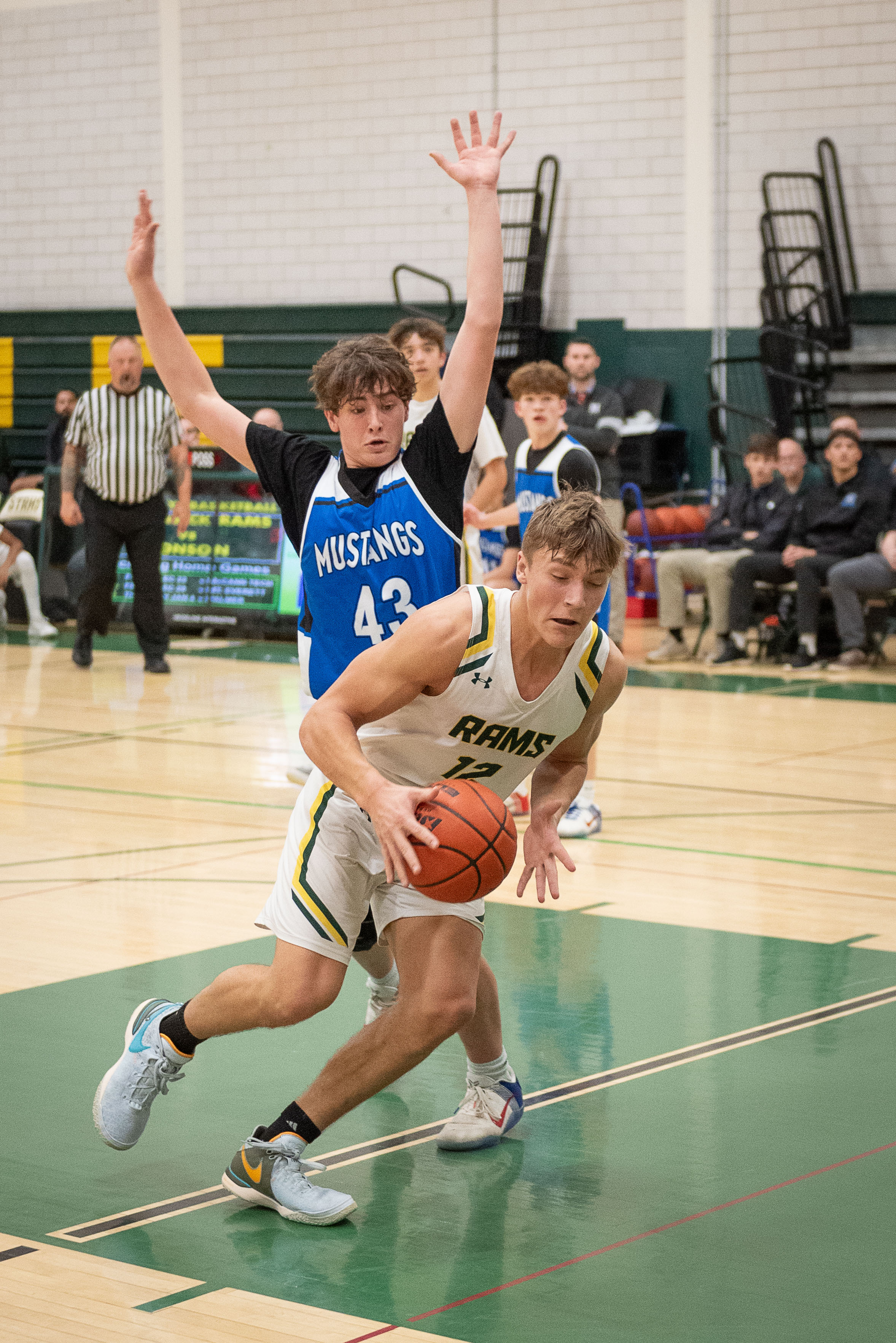 12-18-23 Southwick Regional High vs Monson High Boys Basketball ...