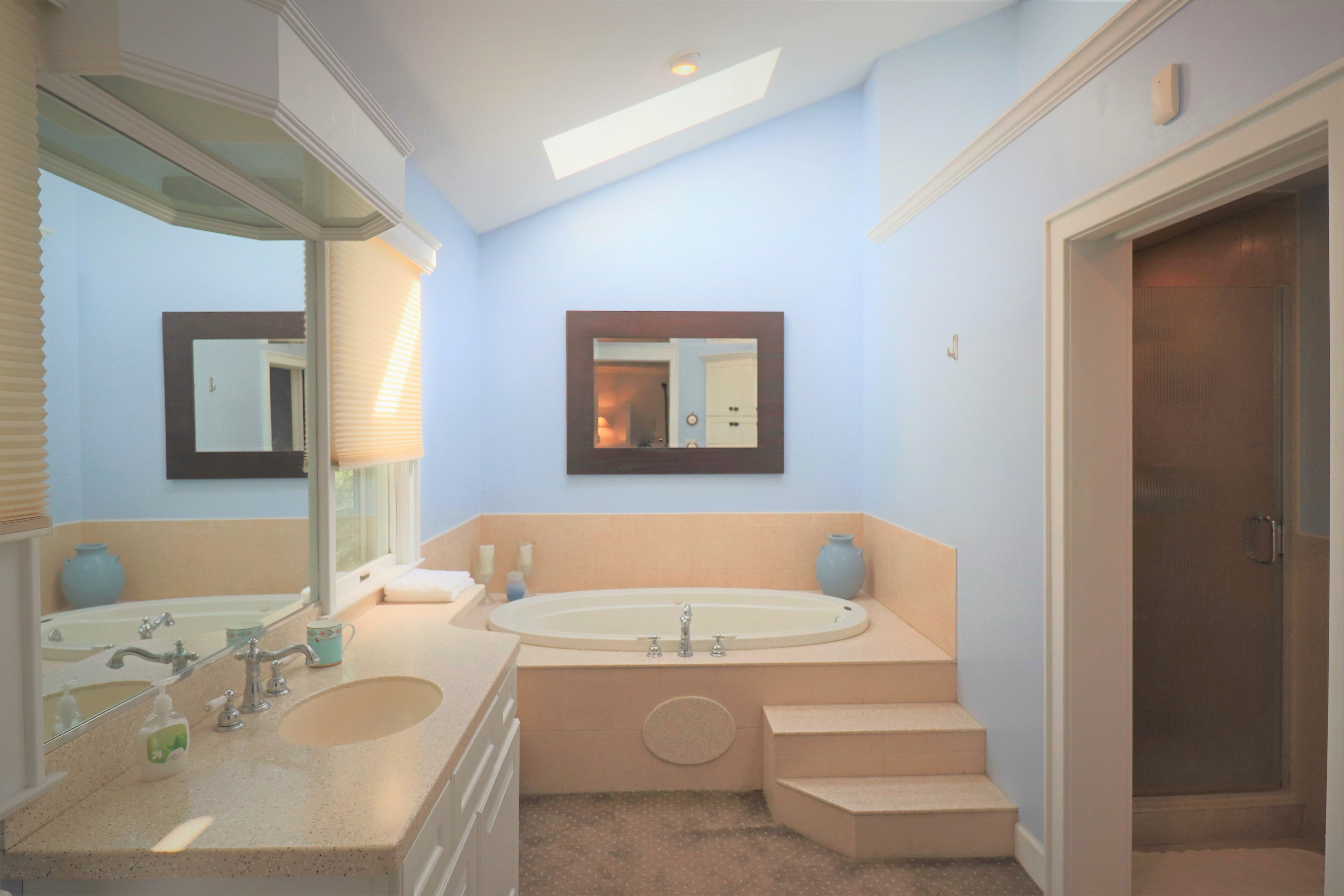 Built in 1885, this Fayetteville Colonial has 'charm and elegance ...