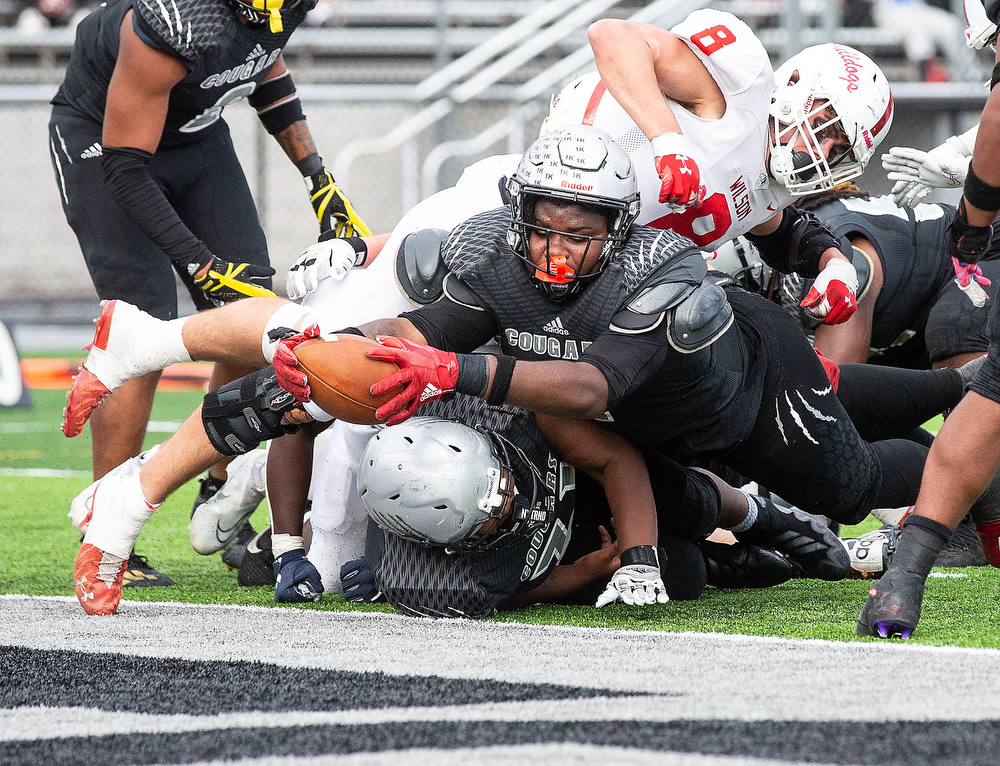Harrisburg defeats Wilson 32-21 in District 3-6A high school football ...