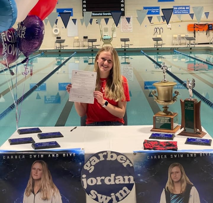 Carly Smithers's Instagram, Twitter & Facebook on IDCrawl