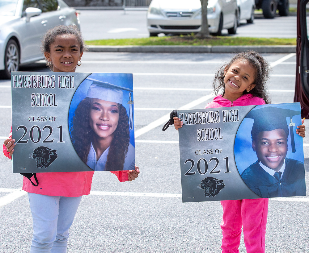 Second annual Harrisburg High School Sign and Drive - pennlive.com