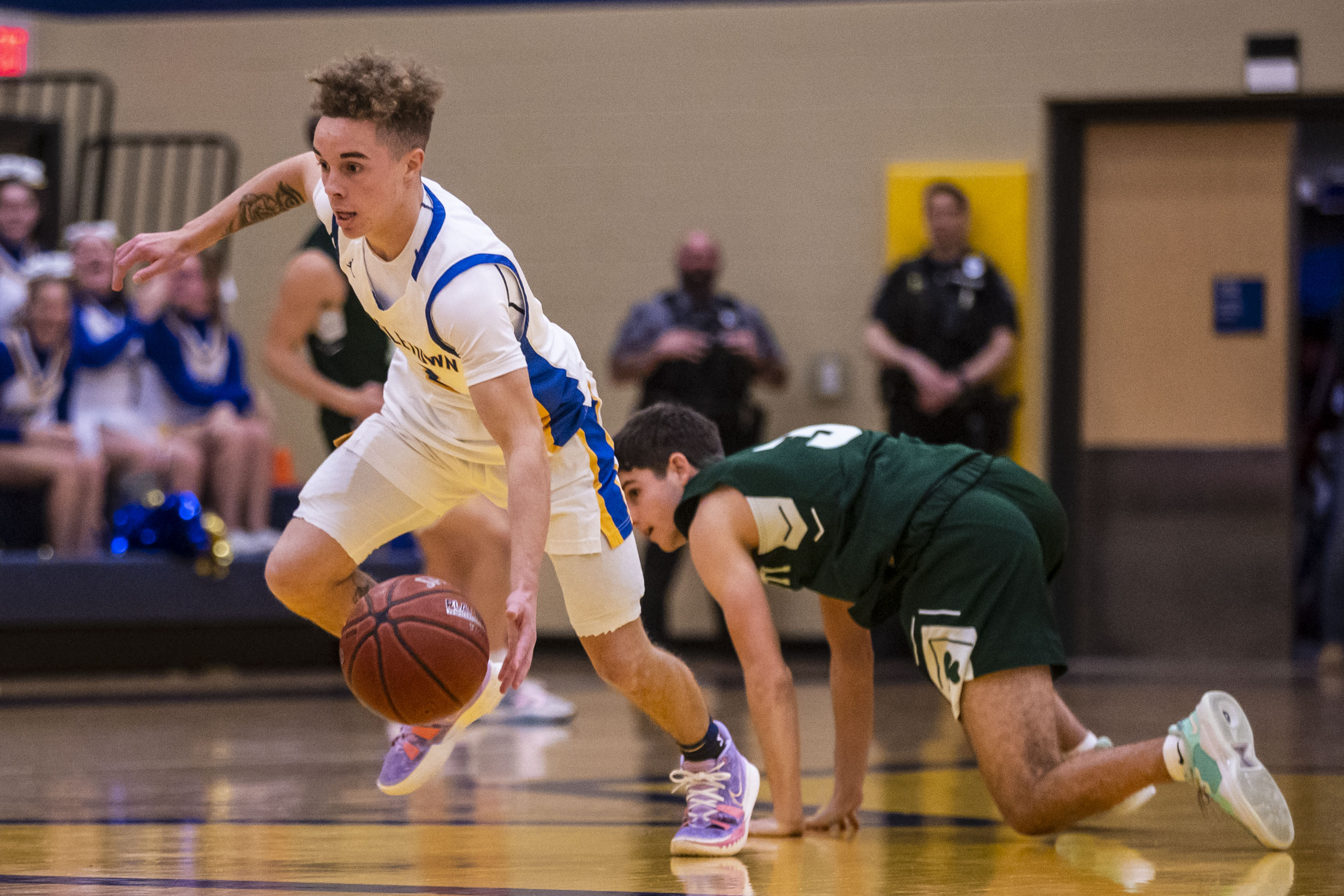 Trinity vs Middletown in boys high school basketball - pennlive.com