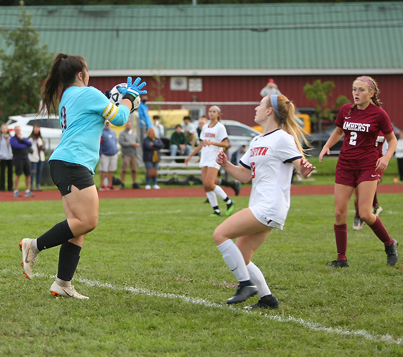 Belchertown vs Amherst girls Soccer 9/29/21 - masslive.com