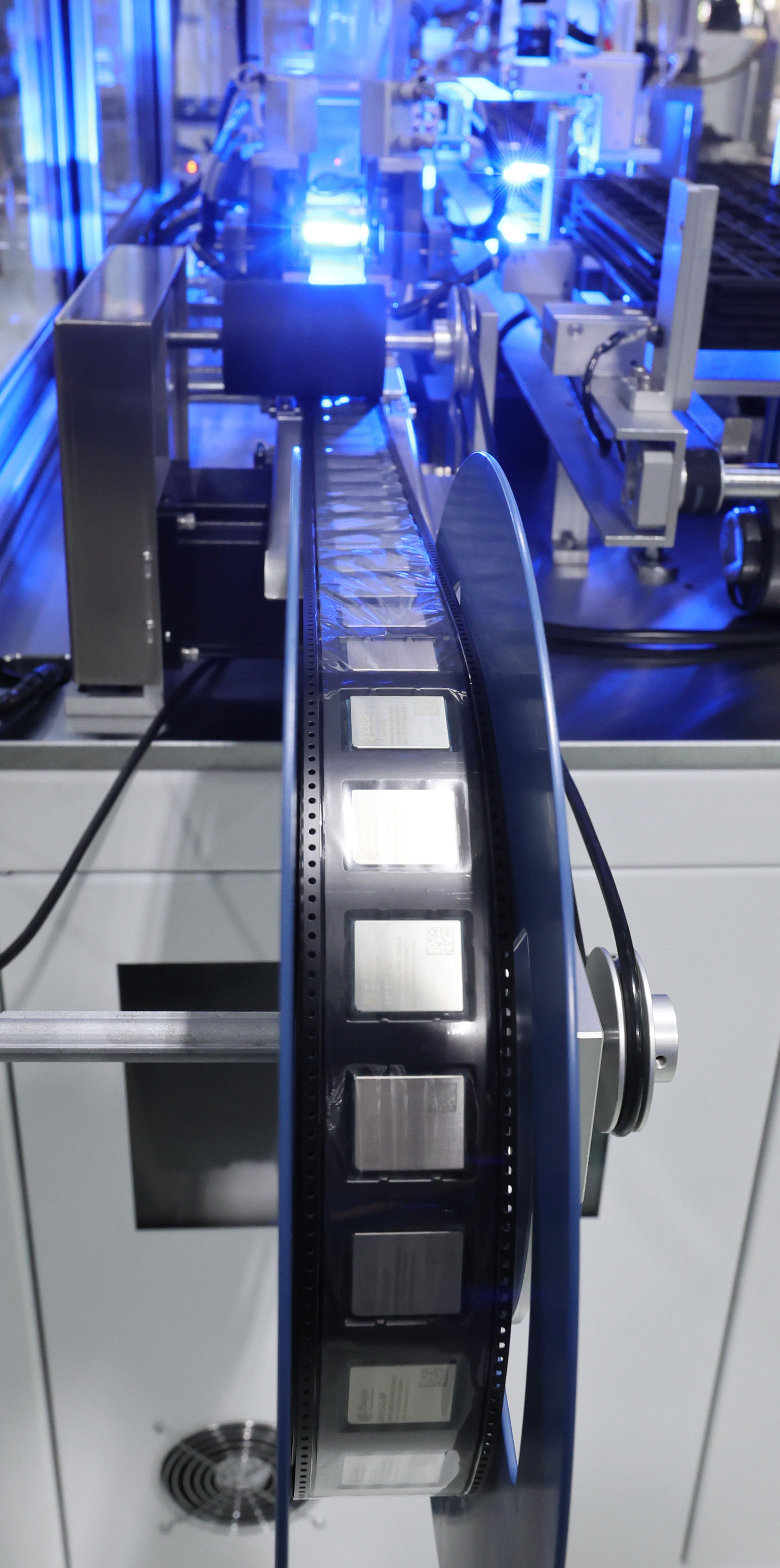 Eagle Electronics invites guest to tour their 4G module production line ...