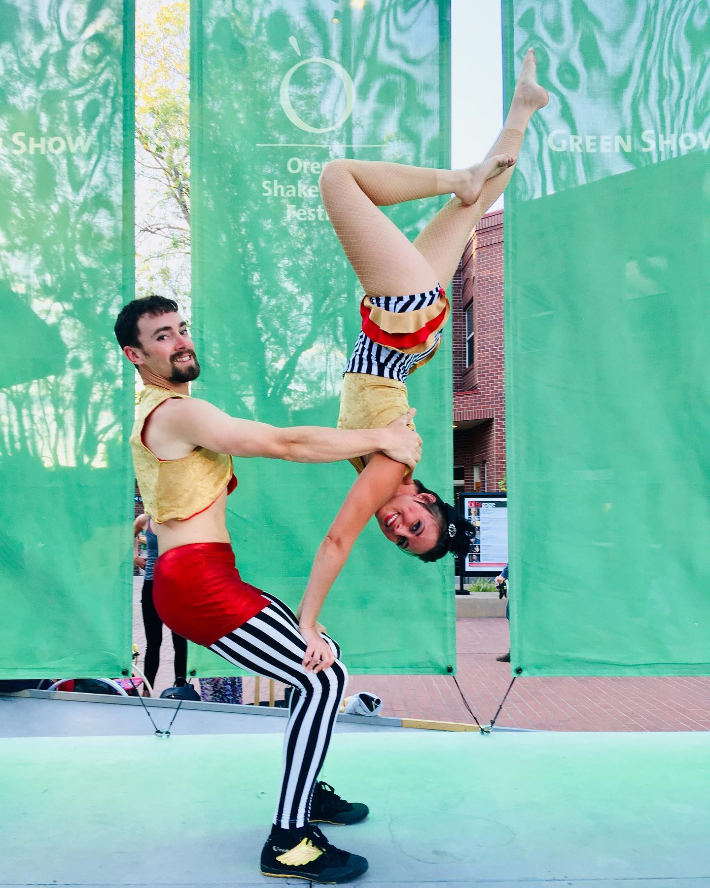 Ashland circus artists - oregonlive.com