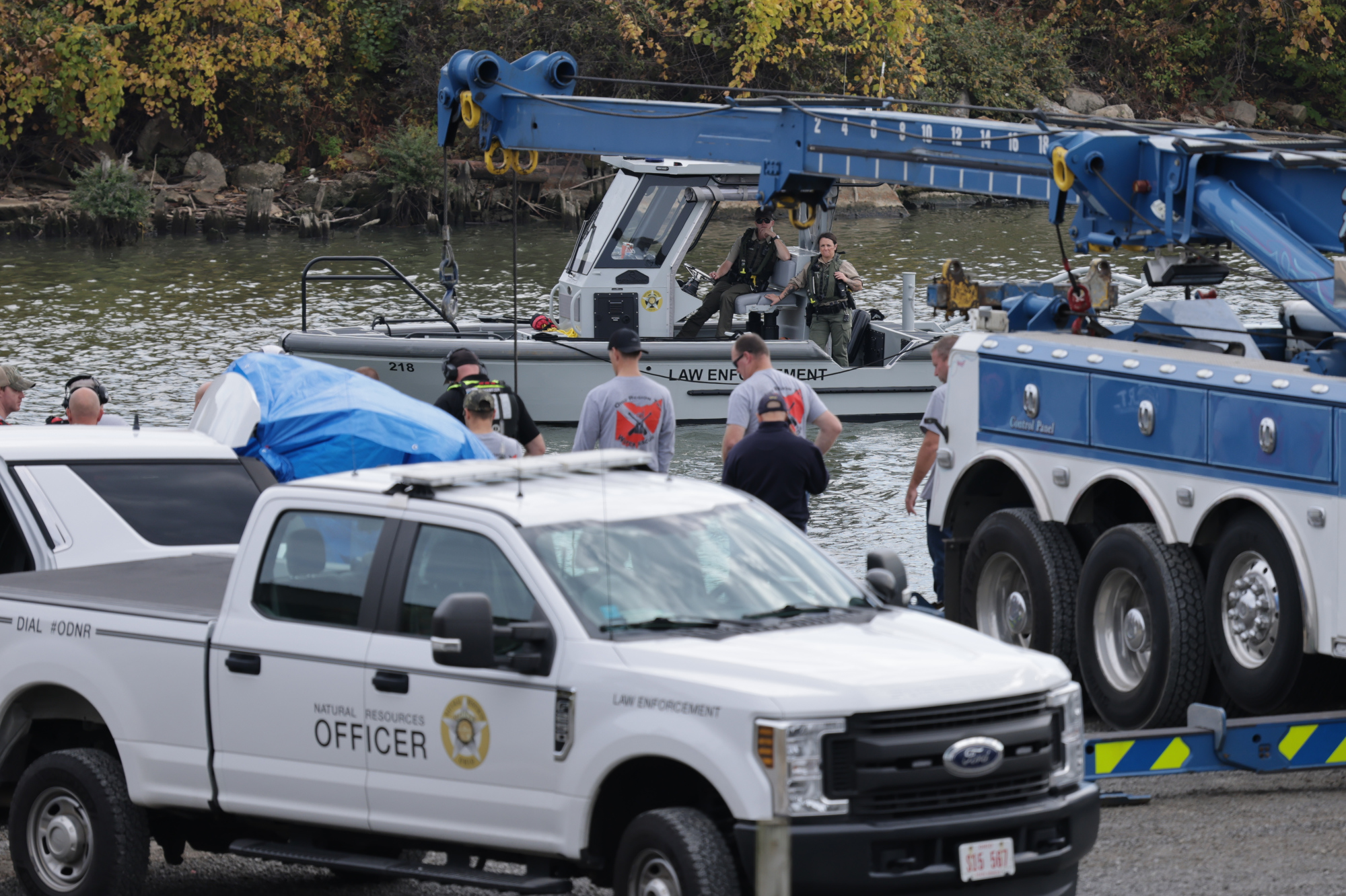 Two vehicles pulled from Cuyahoga River - cleveland.com
