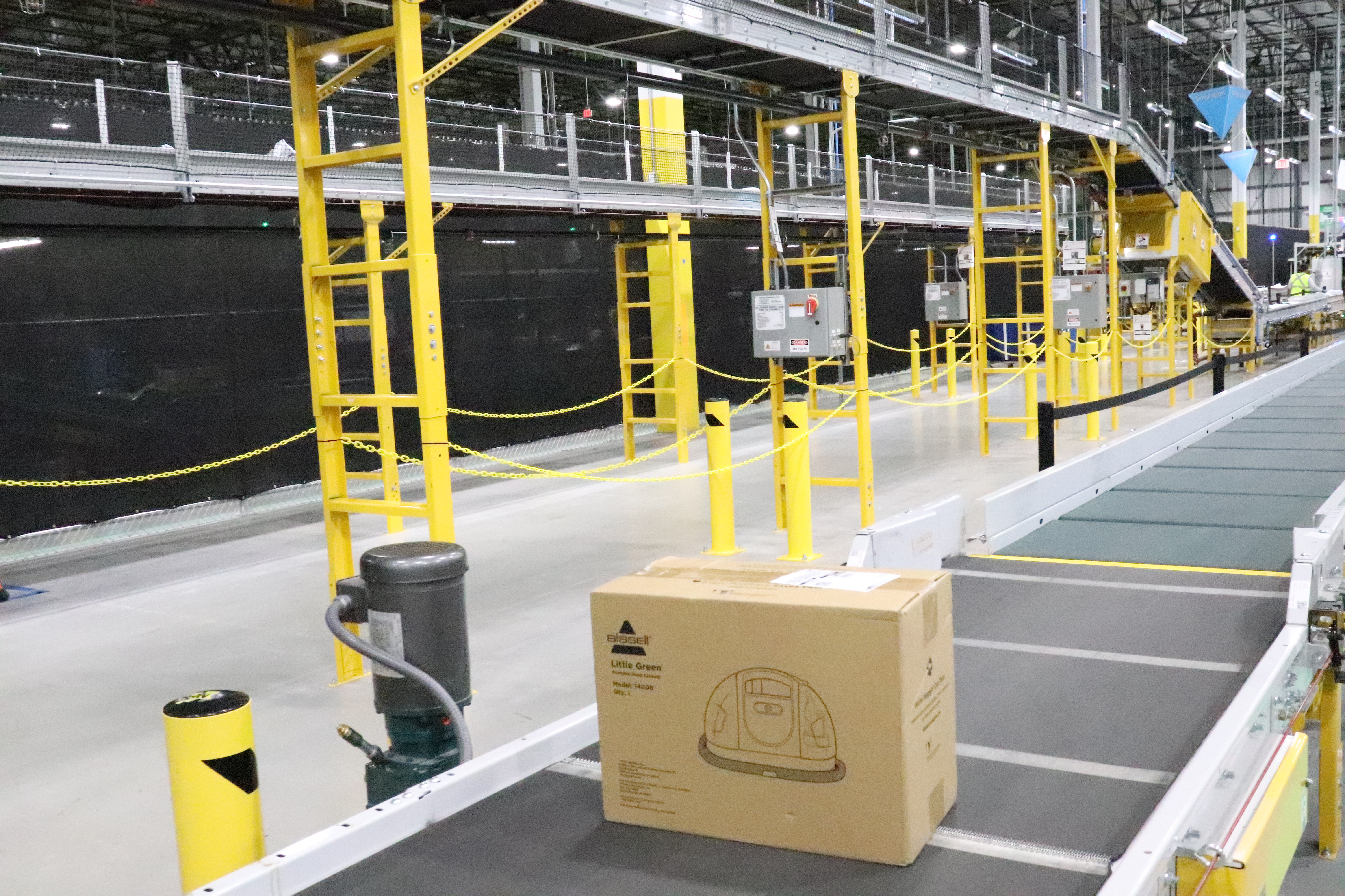Inside Amazon's Westborough fulfillment center warehouse on Prime Day ...