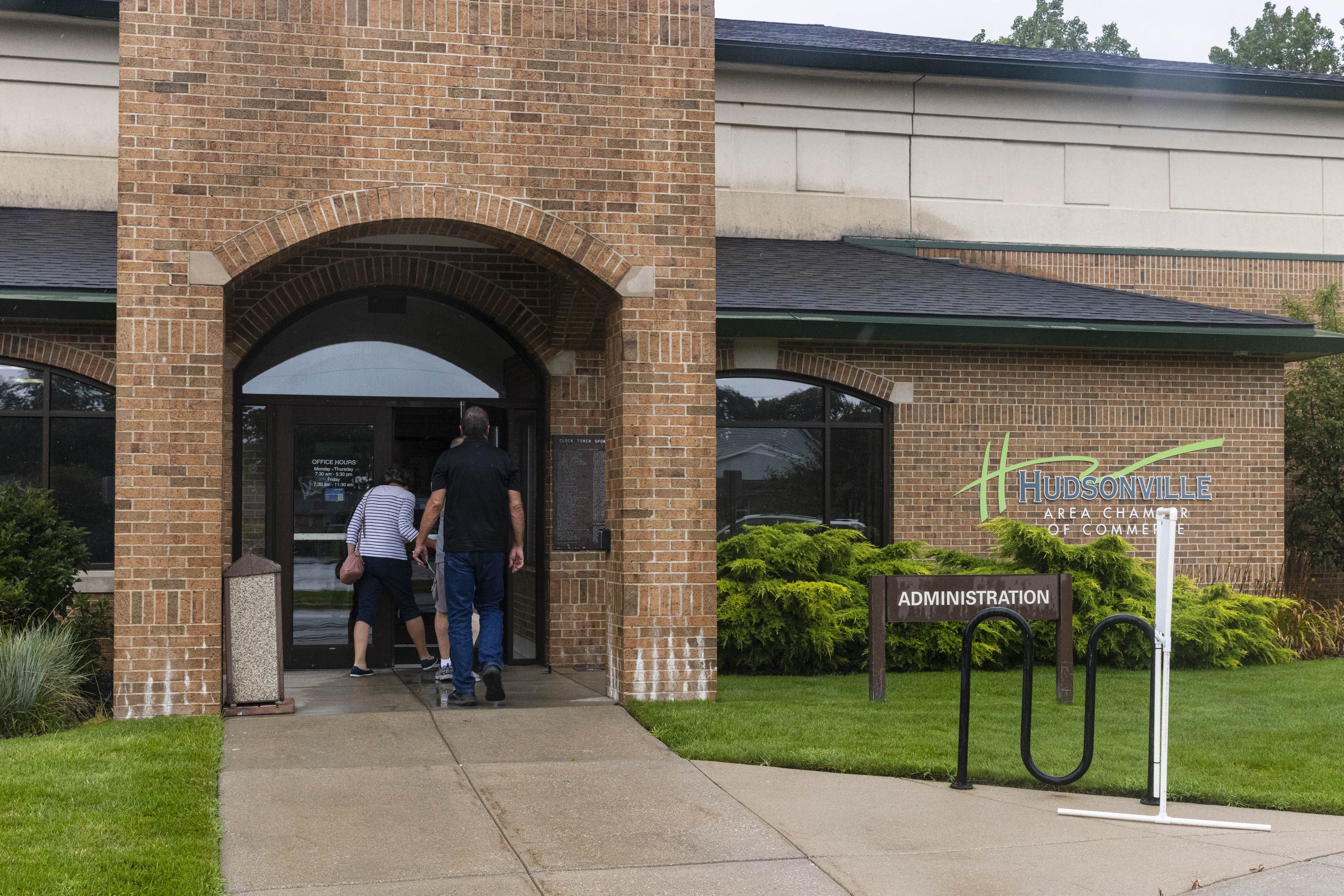 Hudsonville voters cast their ballots in the 2024 primary election ...
