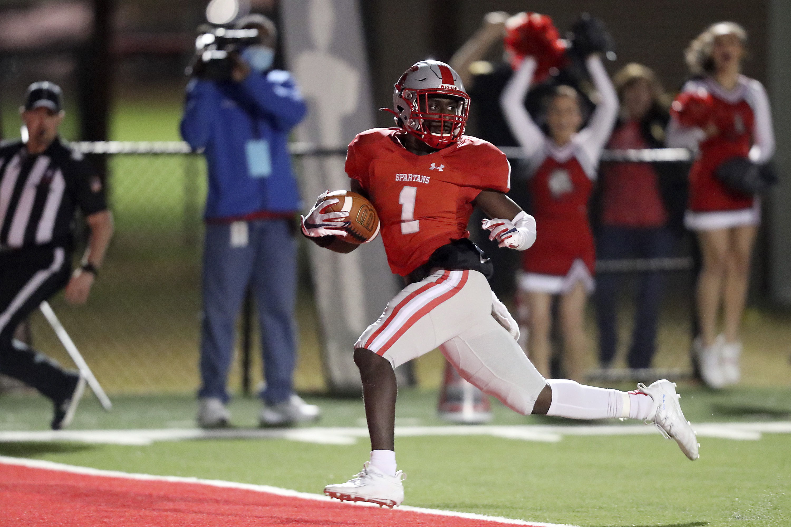 Saraland vs Opelika Football - al.com