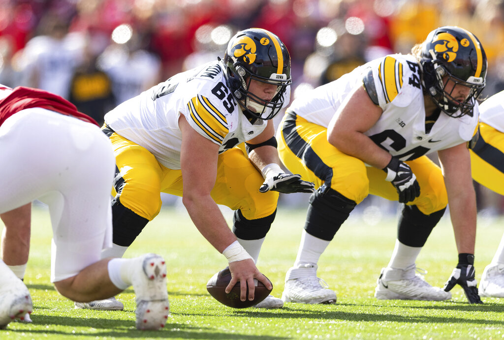 cleveland.com Mock Draft pick: Tyler Linderbaum - cleveland.com