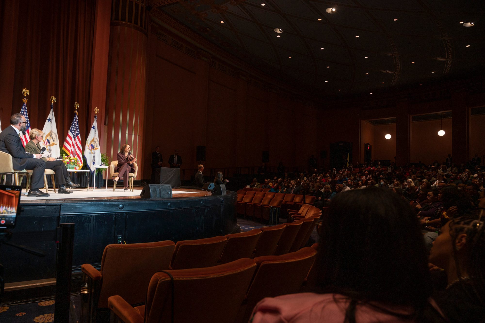 Kamala Harris speaks in Ann Arbor on climate policy - mlive.com