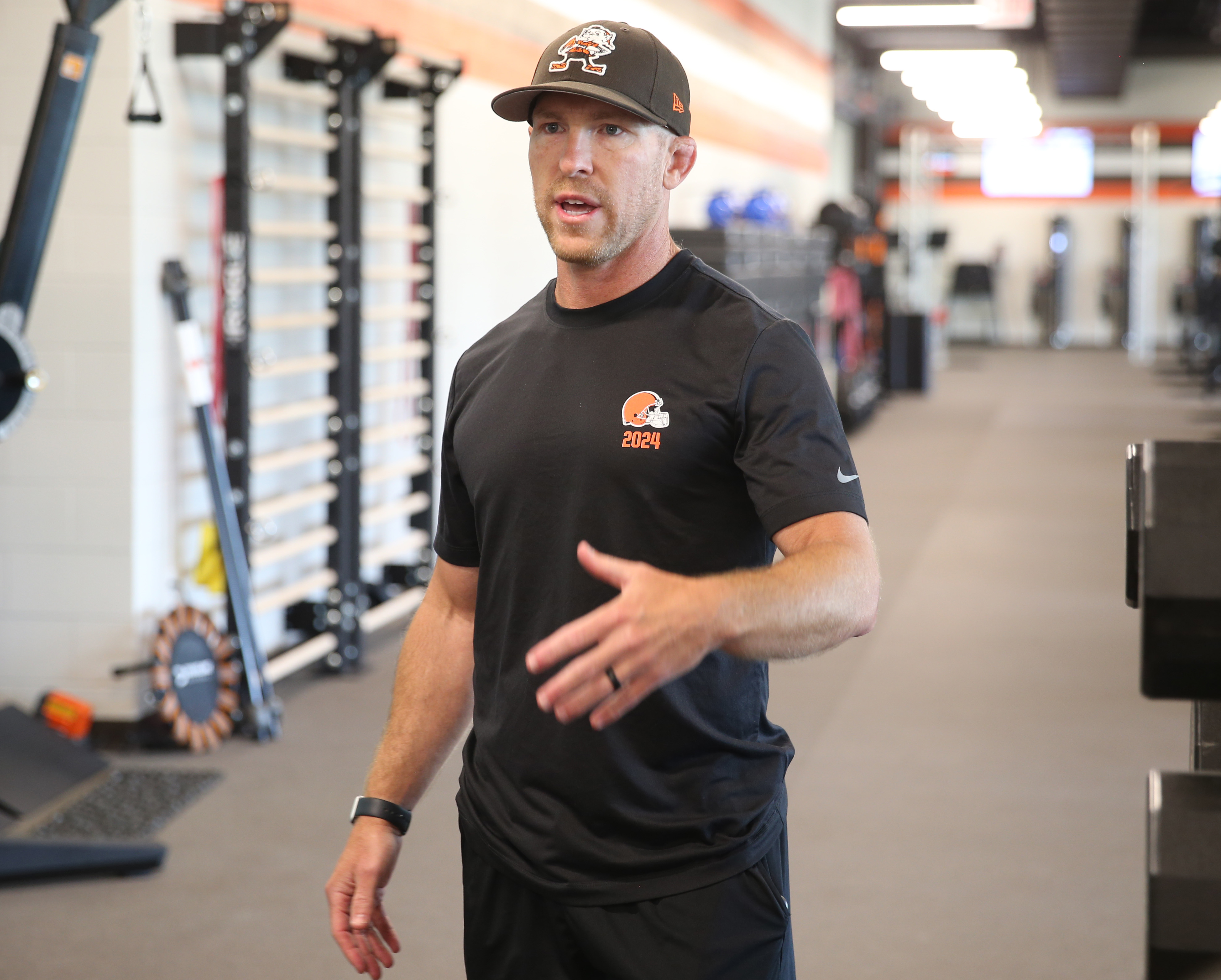 A look into the Cleveland Browns new exercise weight training facility ...