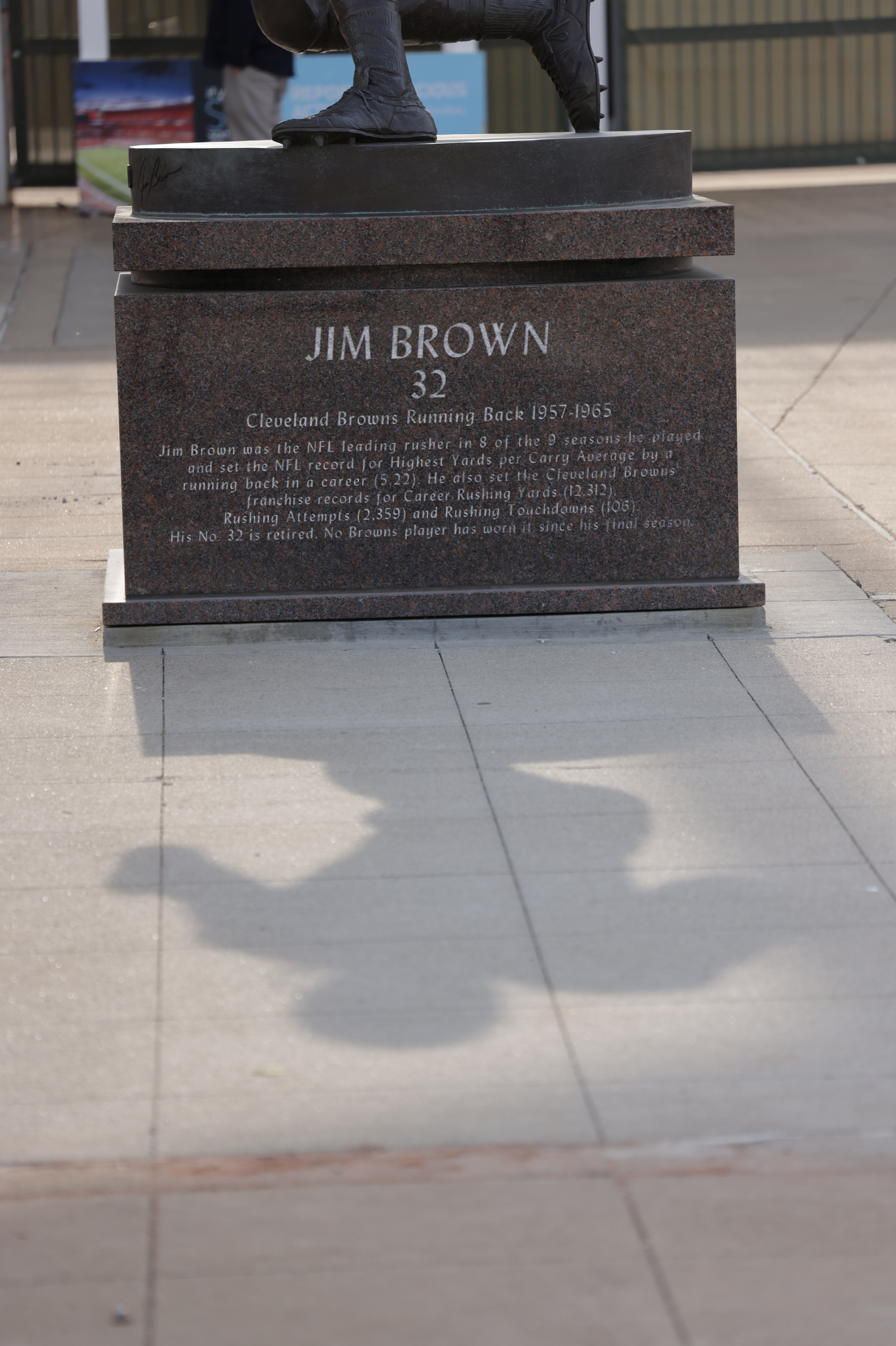 Jim Brown statue at Cleveland Browns Stadium - cleveland.com