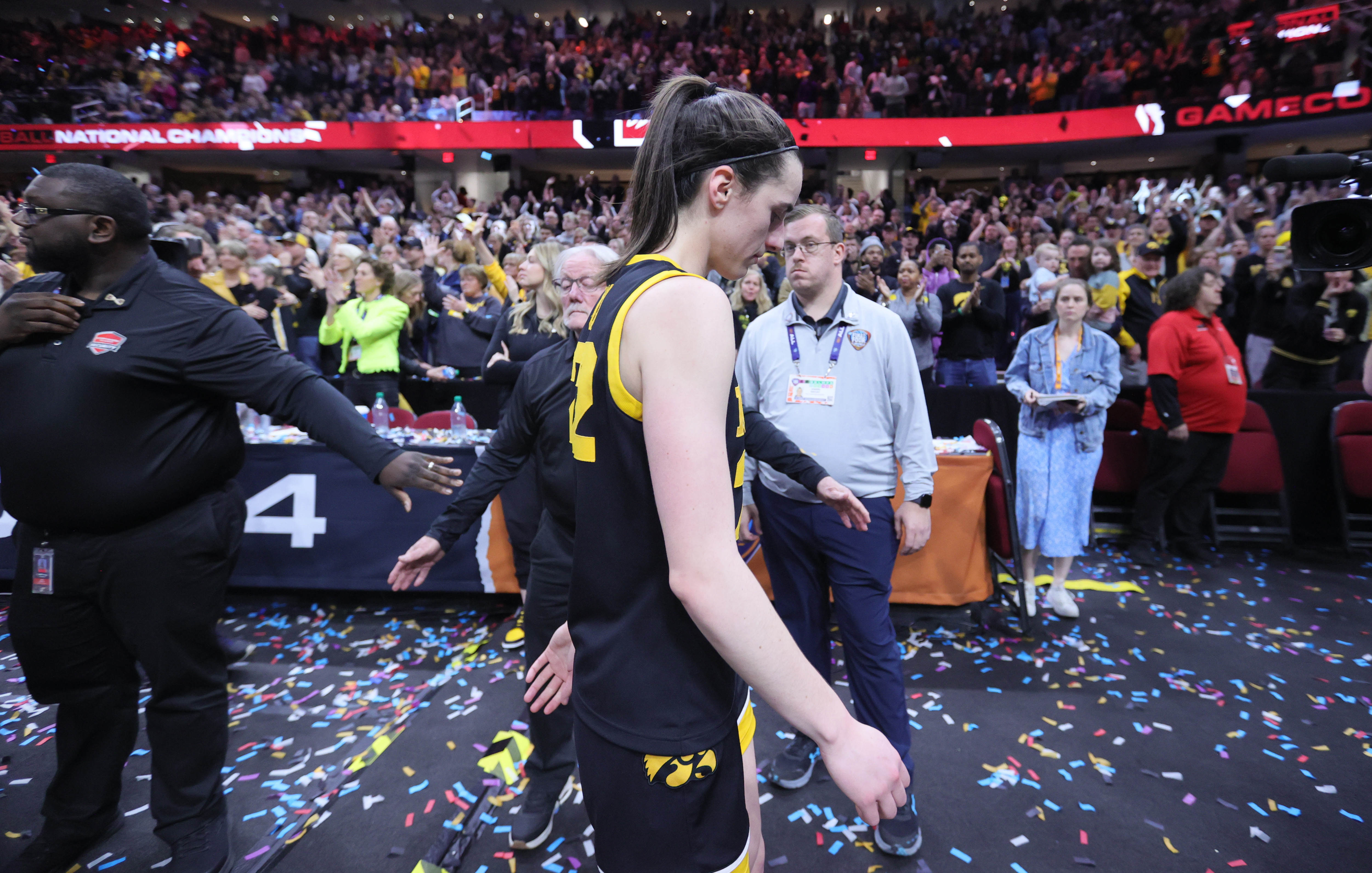 Iowa vs. South Carolina in NCAA Women's Final Four championship game ...