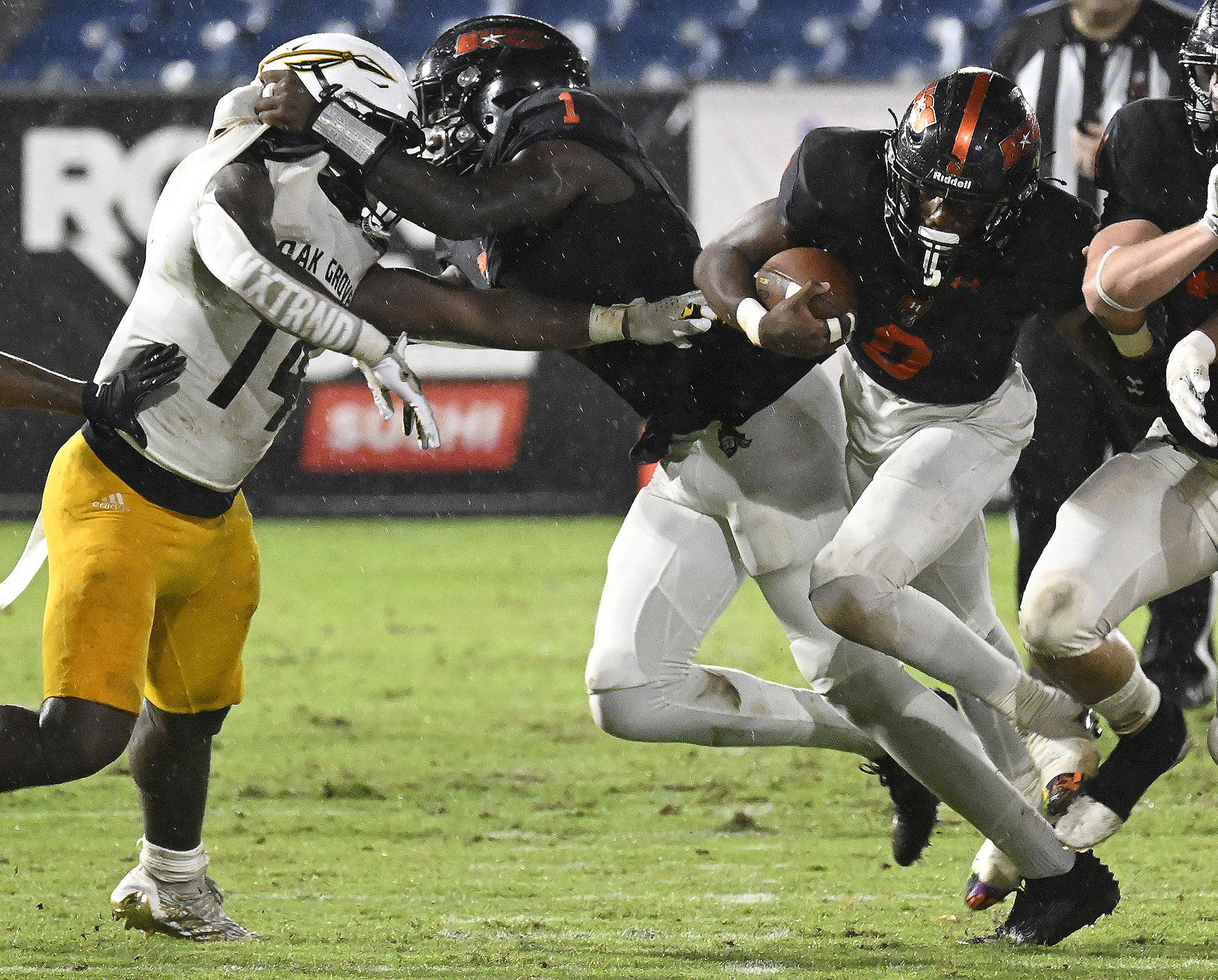 Oak Grove (MS) vs. Hoover Football - al.com
