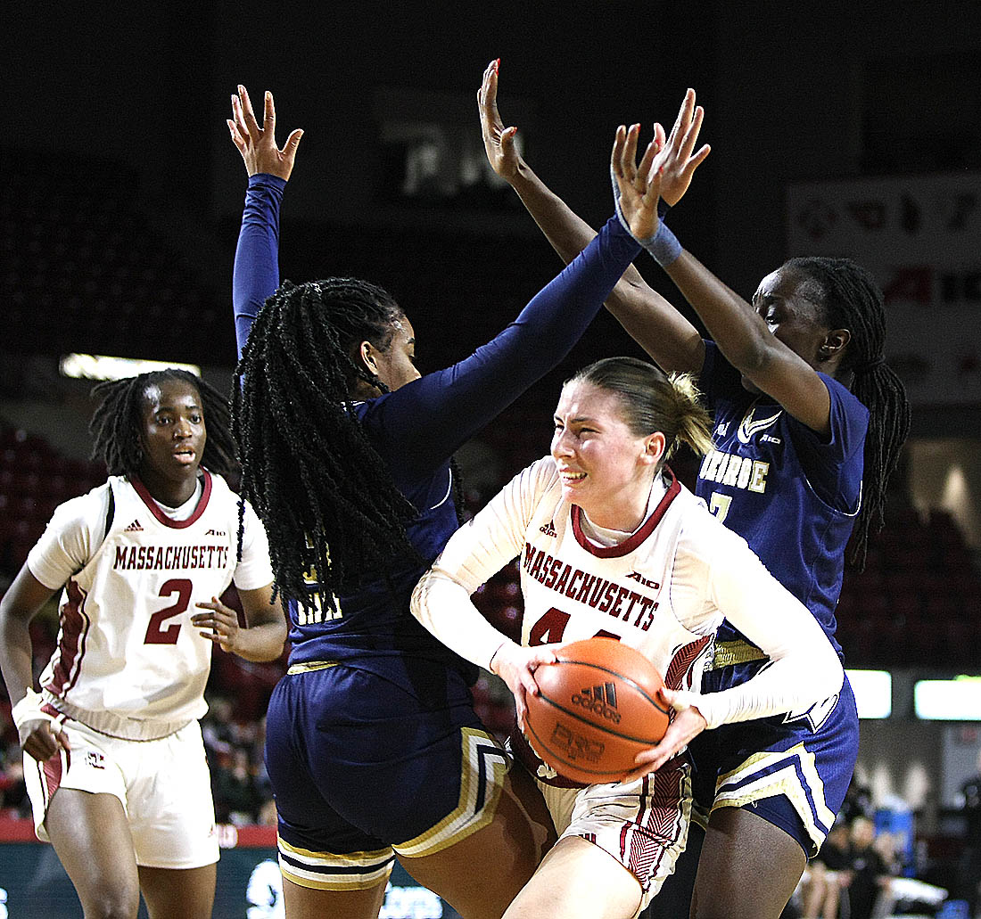 UMass Women's Basketball vs George Washington 1/29/25 - masslive.com