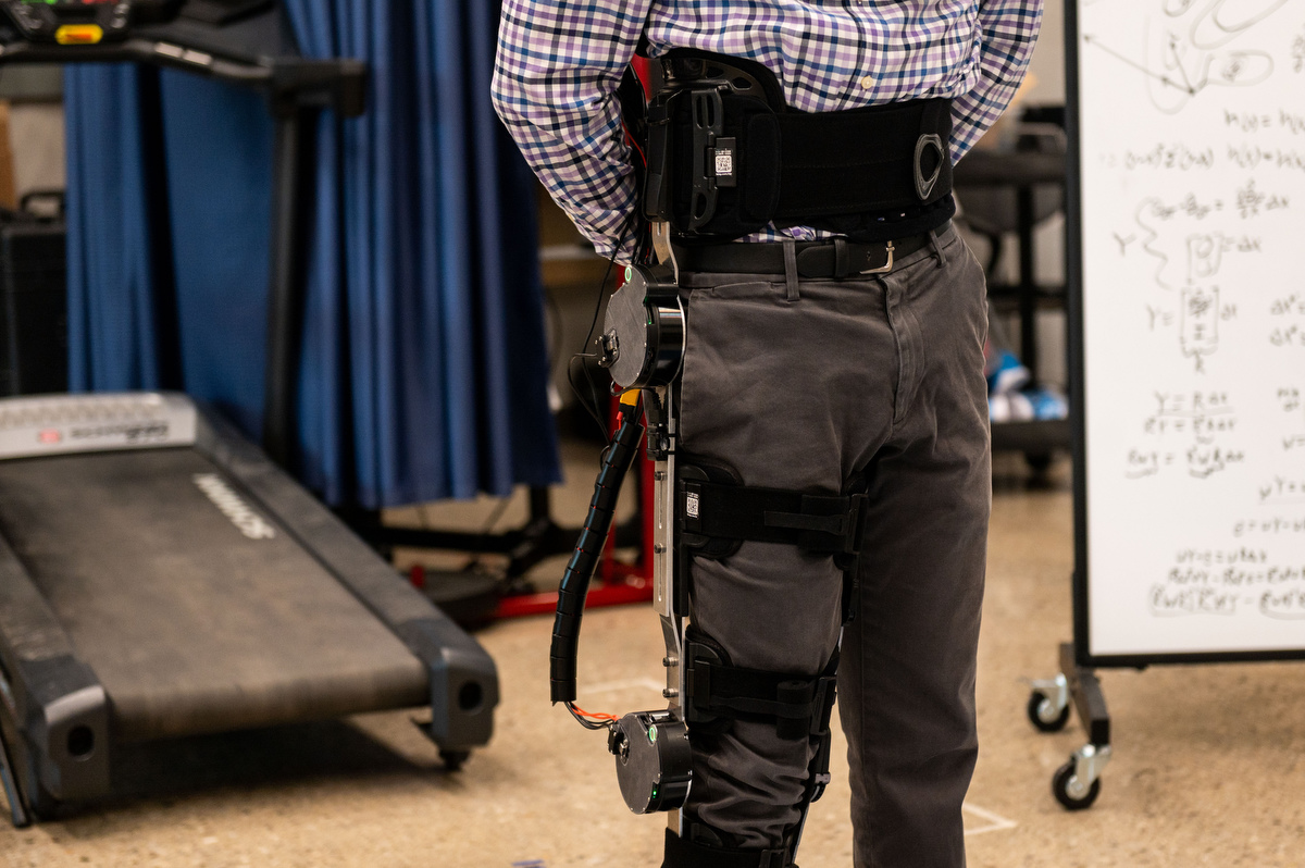 UM Robotics demonstrates new modular exoskeleton for assistance in ...