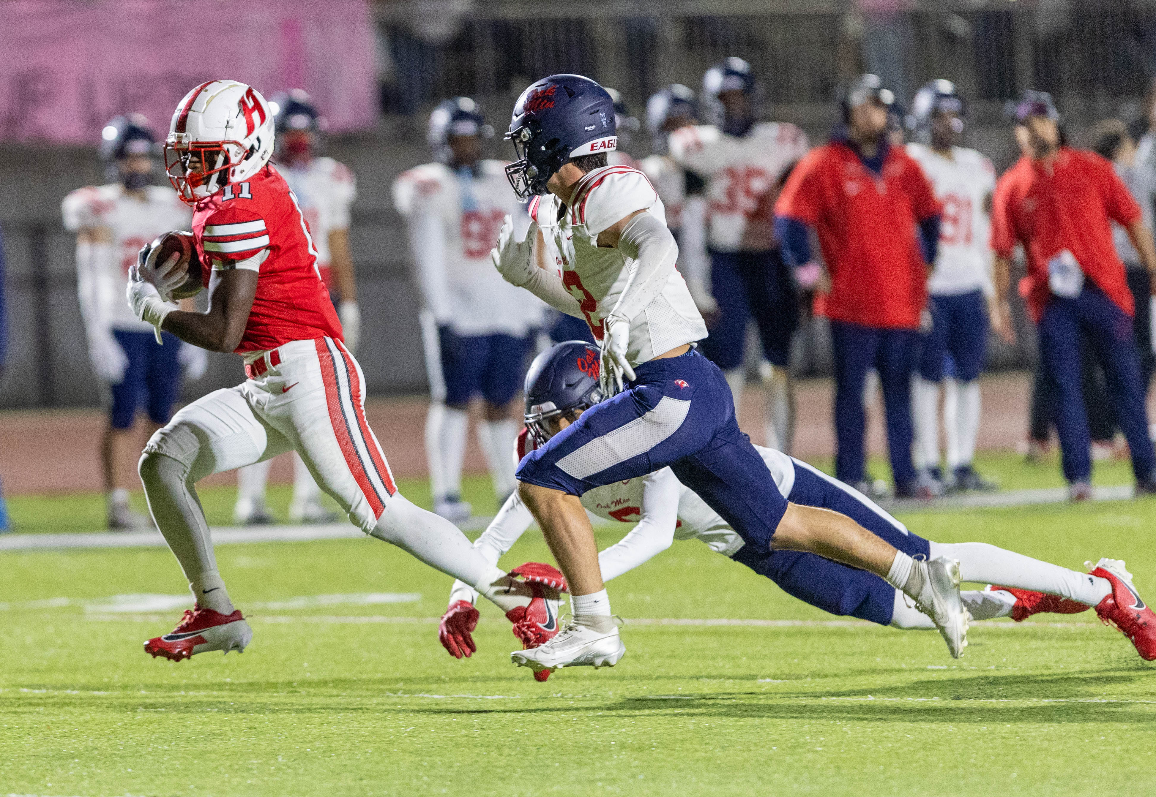 Oak Mountain at Hewitt-Trussville Football - al.com