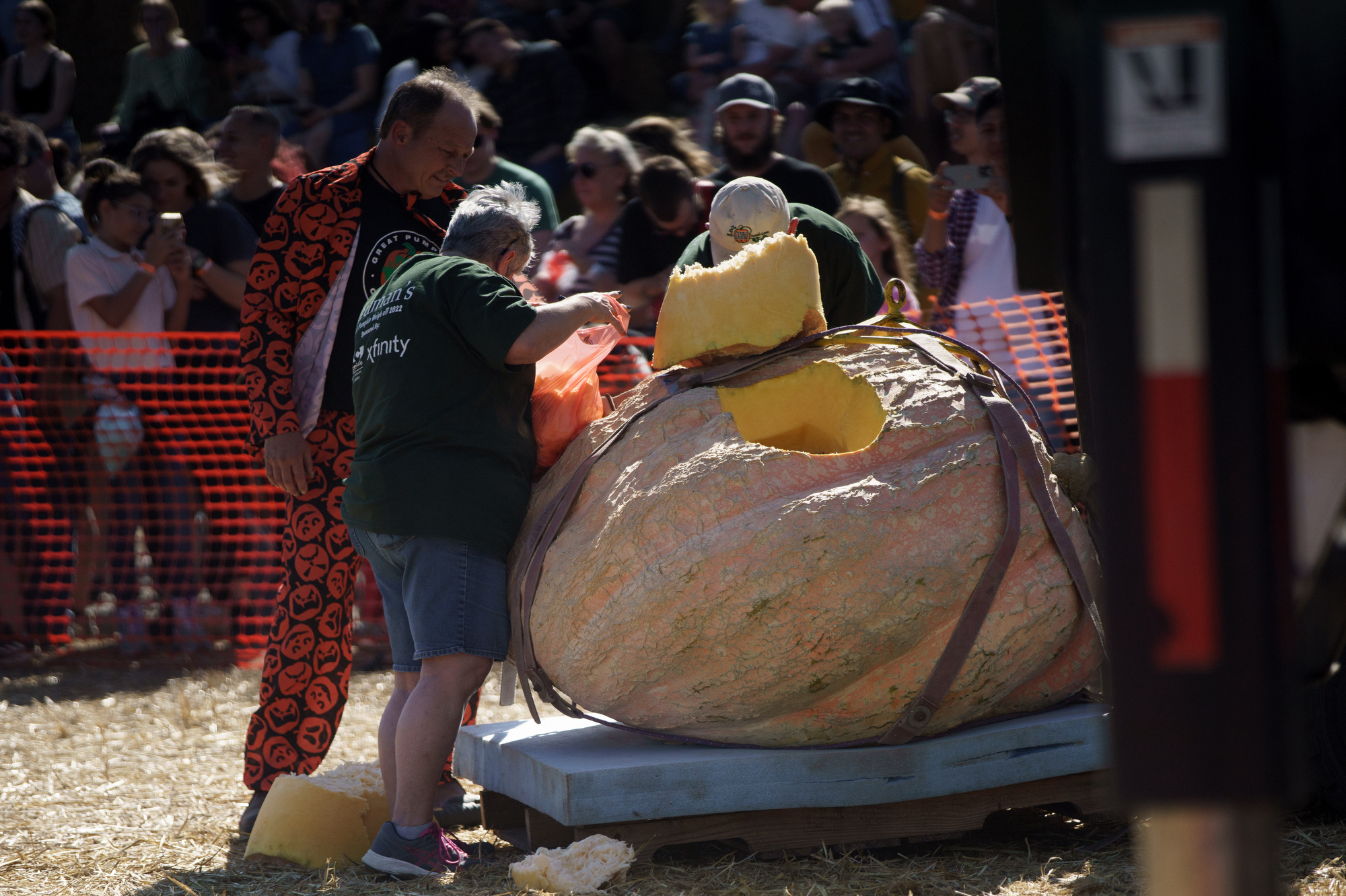 Bauman’s Giant Pumpkin Drop 2022 - oregonlive.com