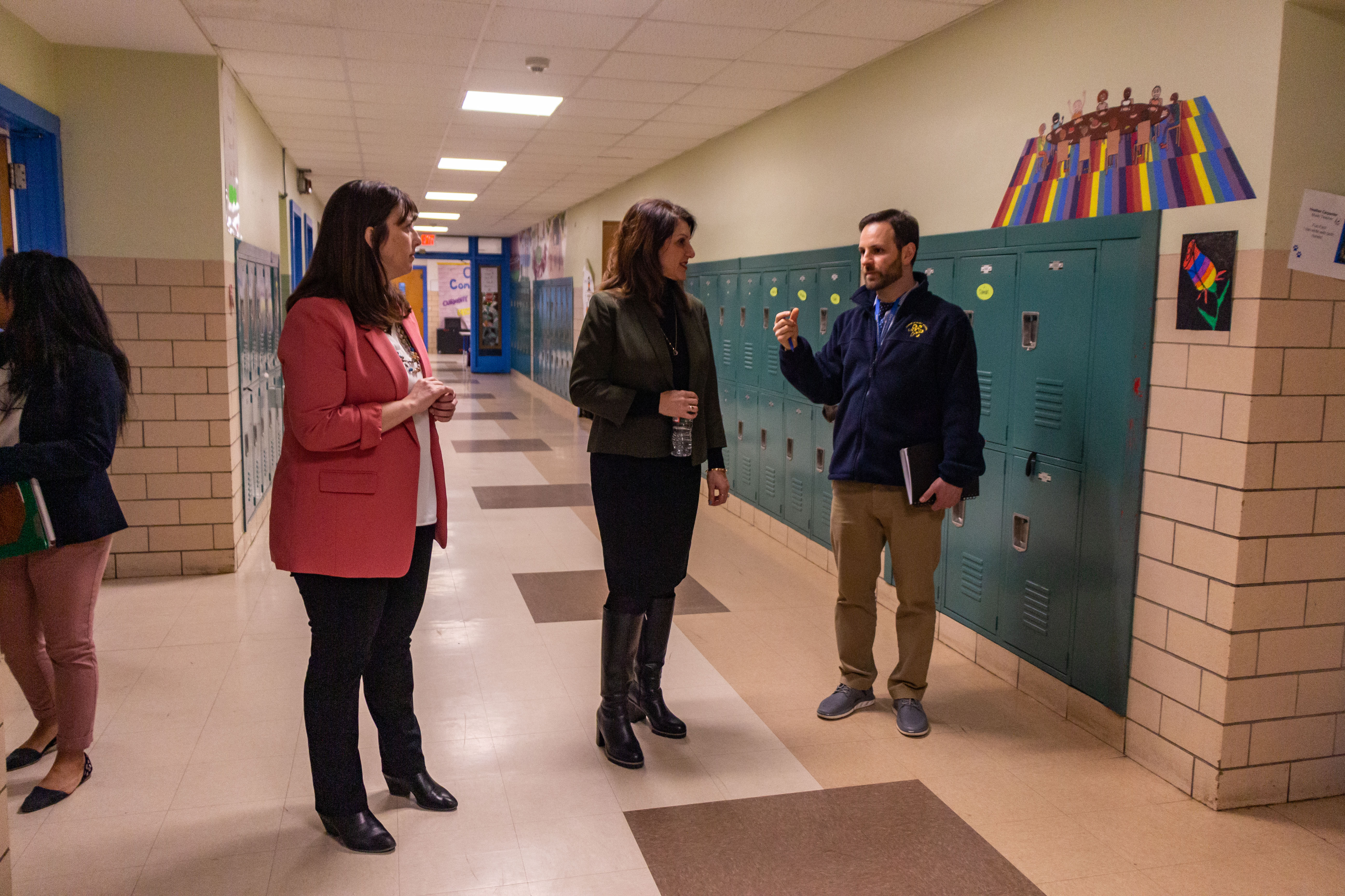 Superintendent Rachel Monárrez visits Clark Street Community School ...