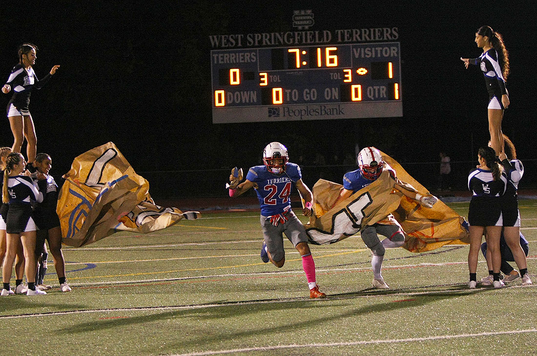 East Longmeadow vs West Side Football 10/7/22 - masslive.com