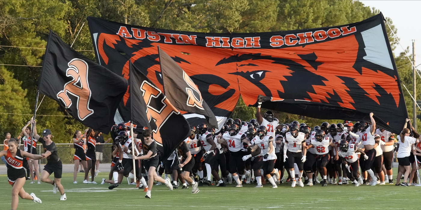 Austin vs. Hartselle High School Football Aug. 19, 2022 - al.com