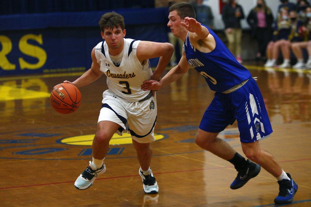 Notre Dame boys basketball hosts Palmerton on Jan. 12, 2022 ...