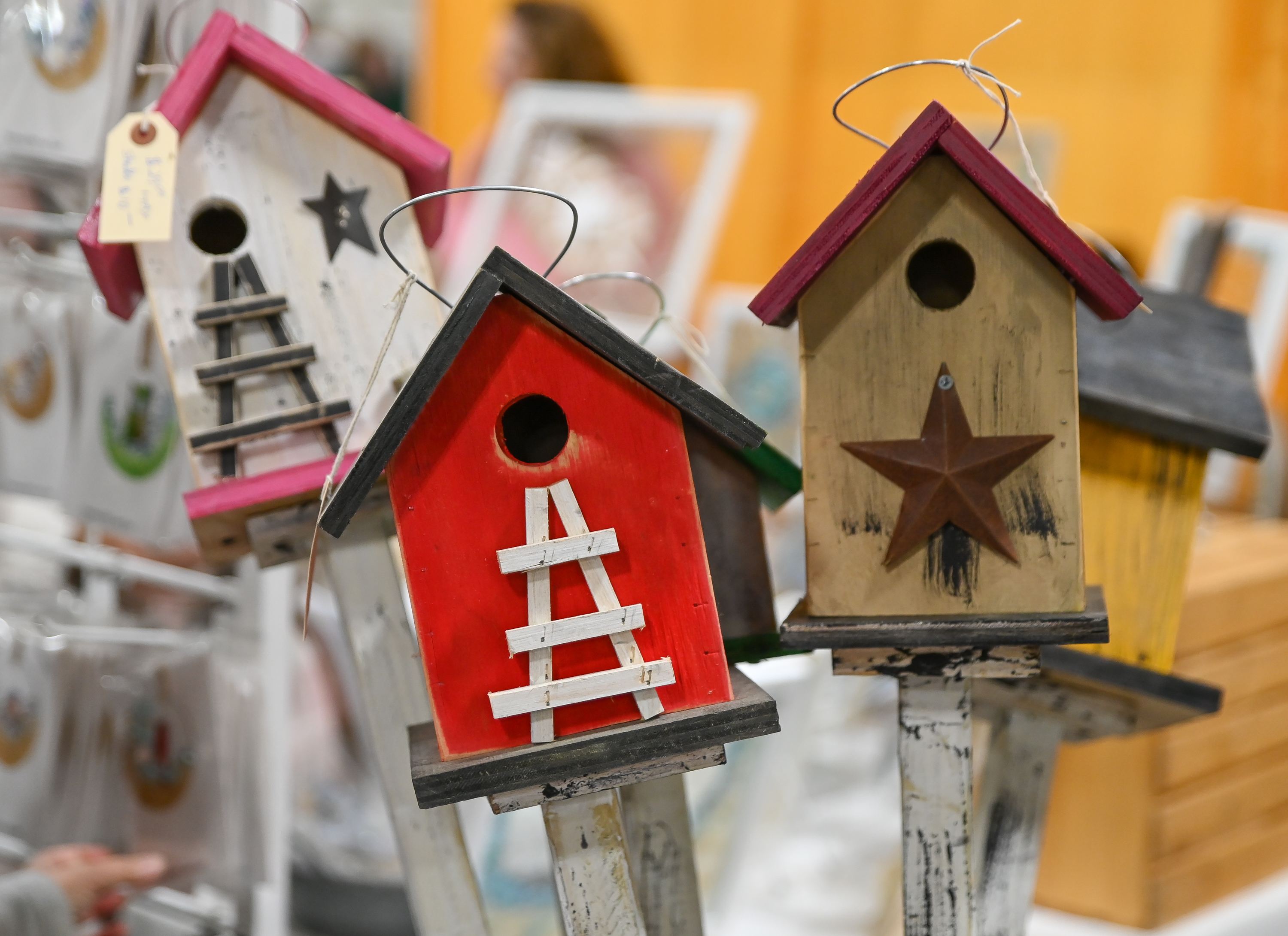 Old Deerfield Spring Sampler Craft Fair lures shoppers to Big E ...