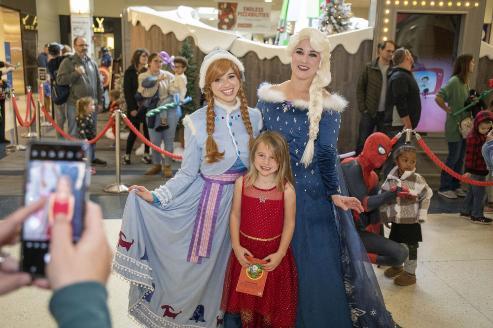 Santa visits the Capital City Mall in Camp Hill - pennlive.com