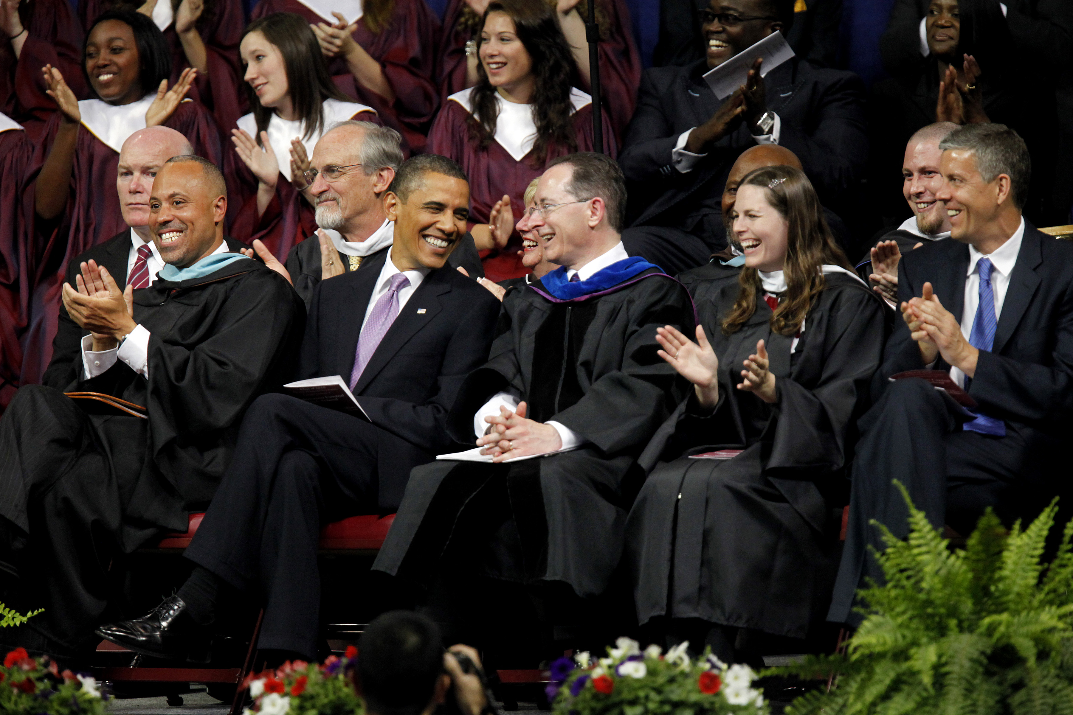 President Obama delivers commencement speech at Kalamazoo Central's ...