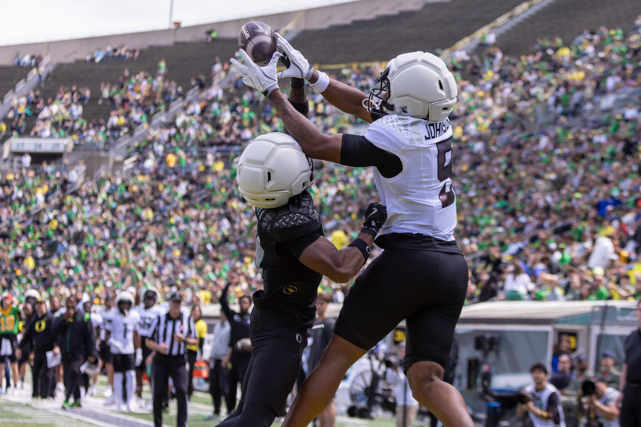 Oregon Ducks spring football game 2025 - oregonlive.com