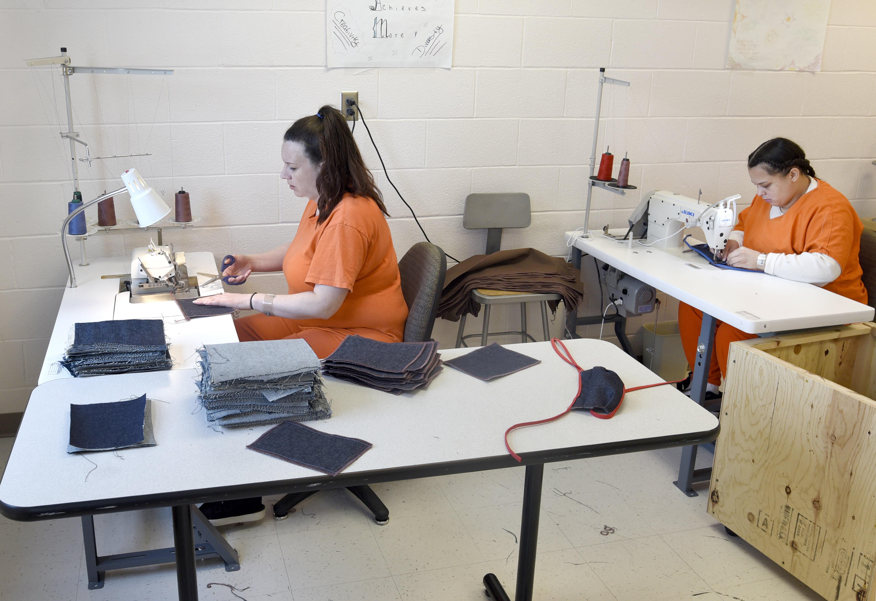 Hampden county jail inmates make protective face masks - masslive.com