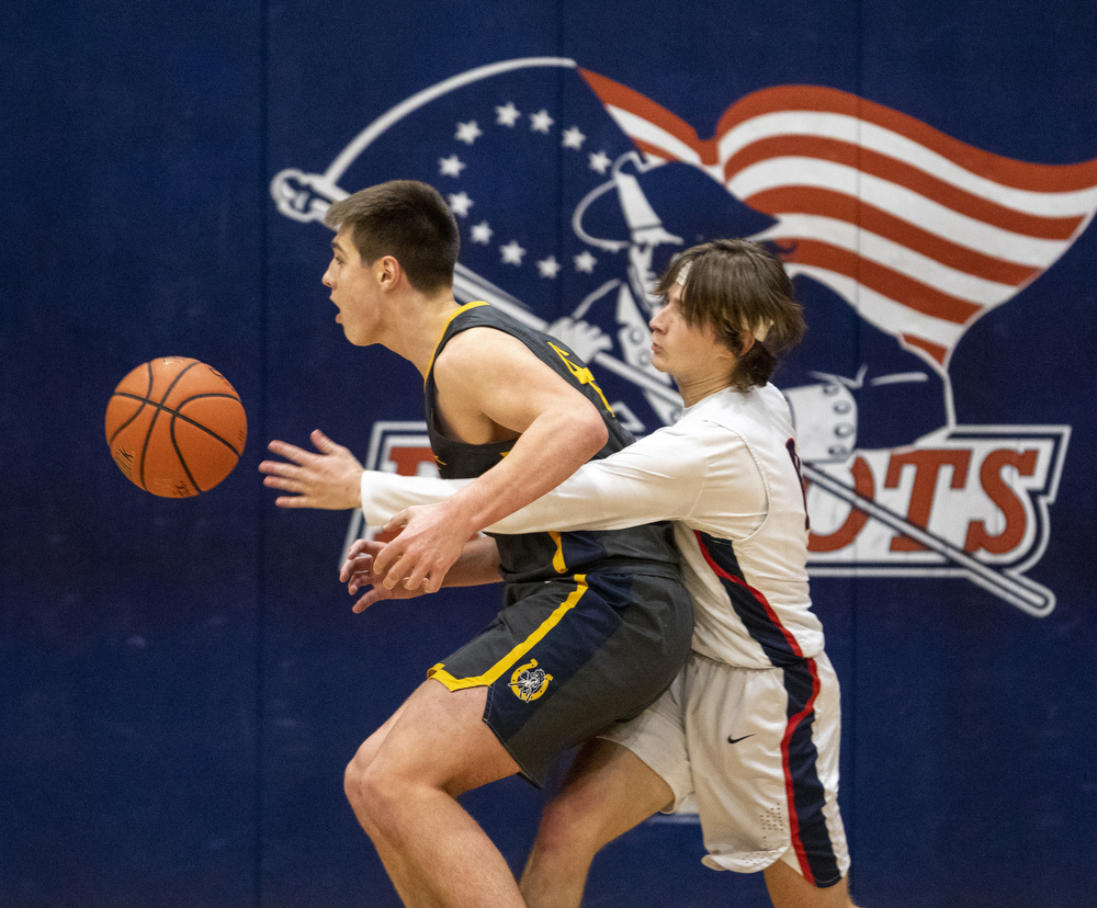 Cedar Cliff boys blow out Red Land 60-24 - pennlive.com