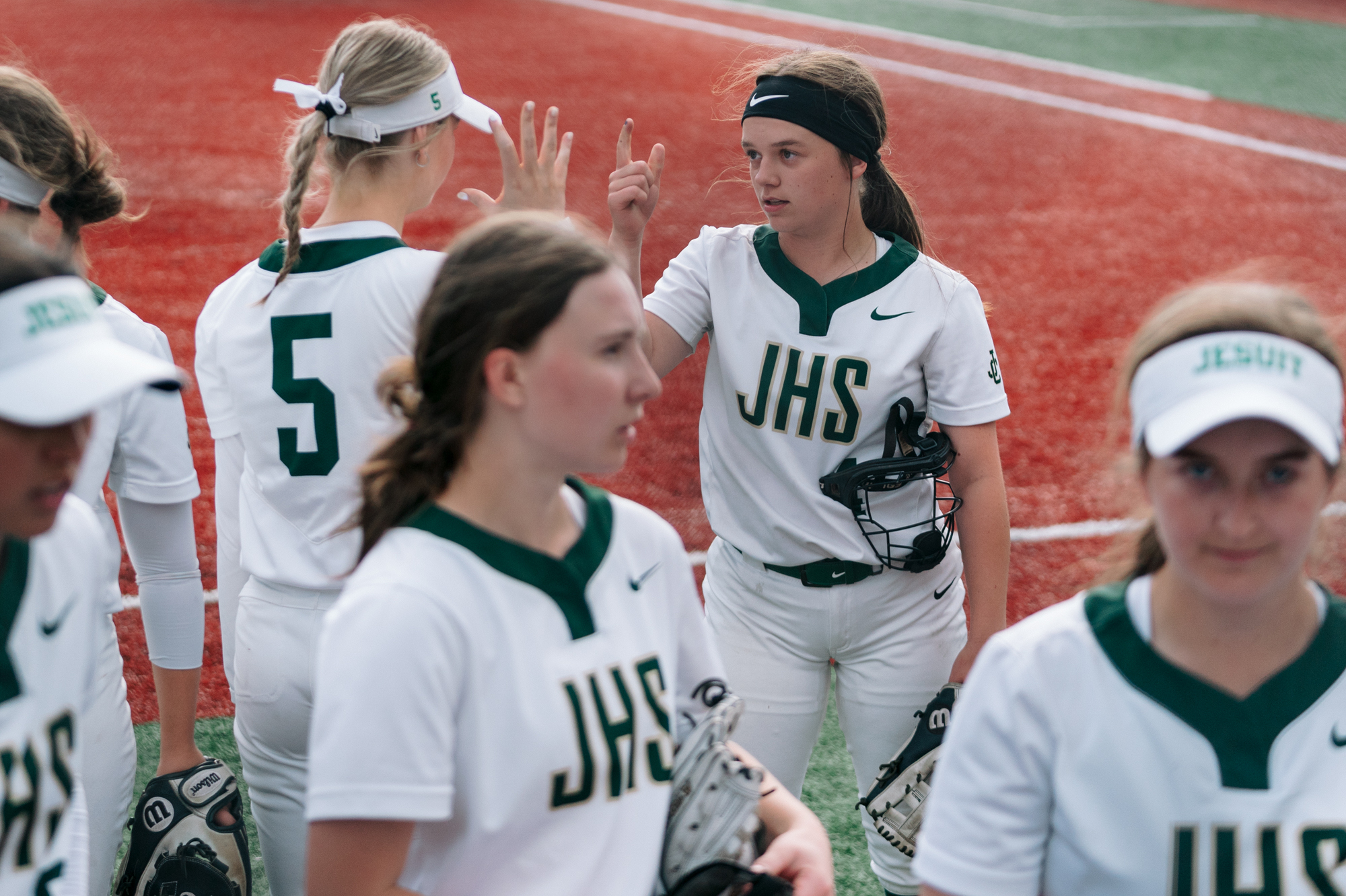 Softball: Jesuit Crusaders beat West Linn Lions 8-7 in first round of ...