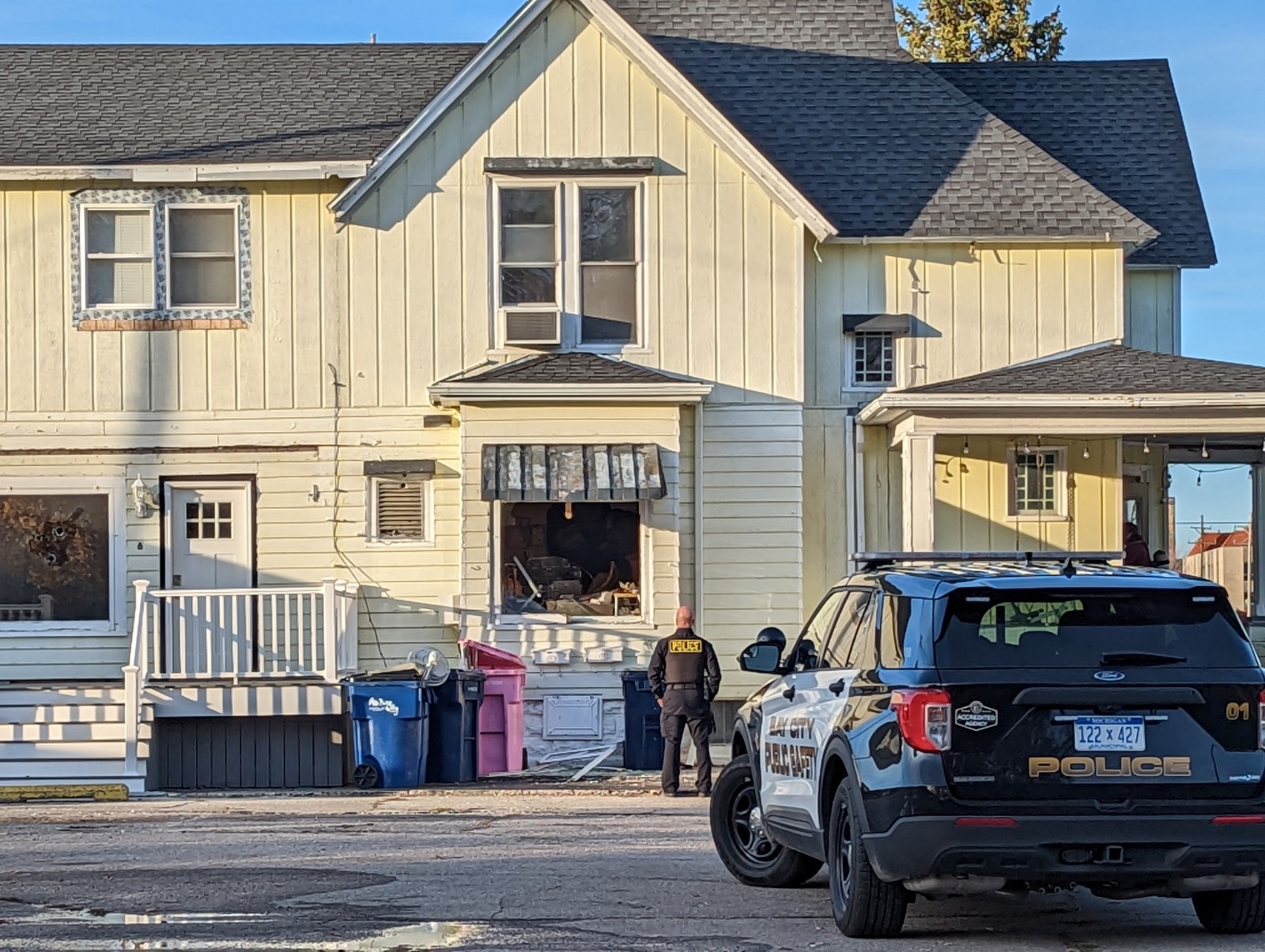 Eviction notice sparks police standoff in Bay City’s South End - mlive.com