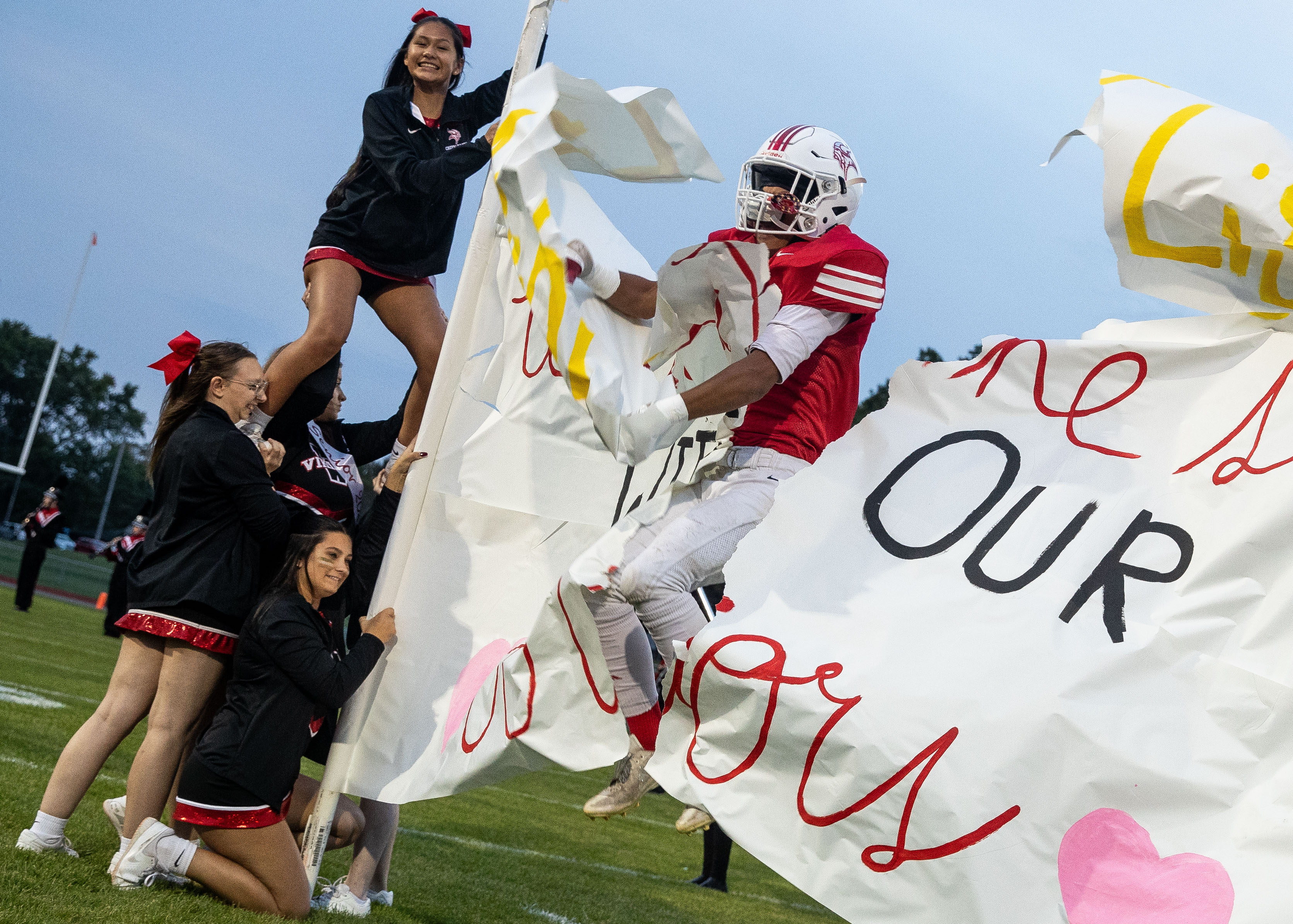 Michigan high school football photos 2024: Our favorites from Week 7 ...