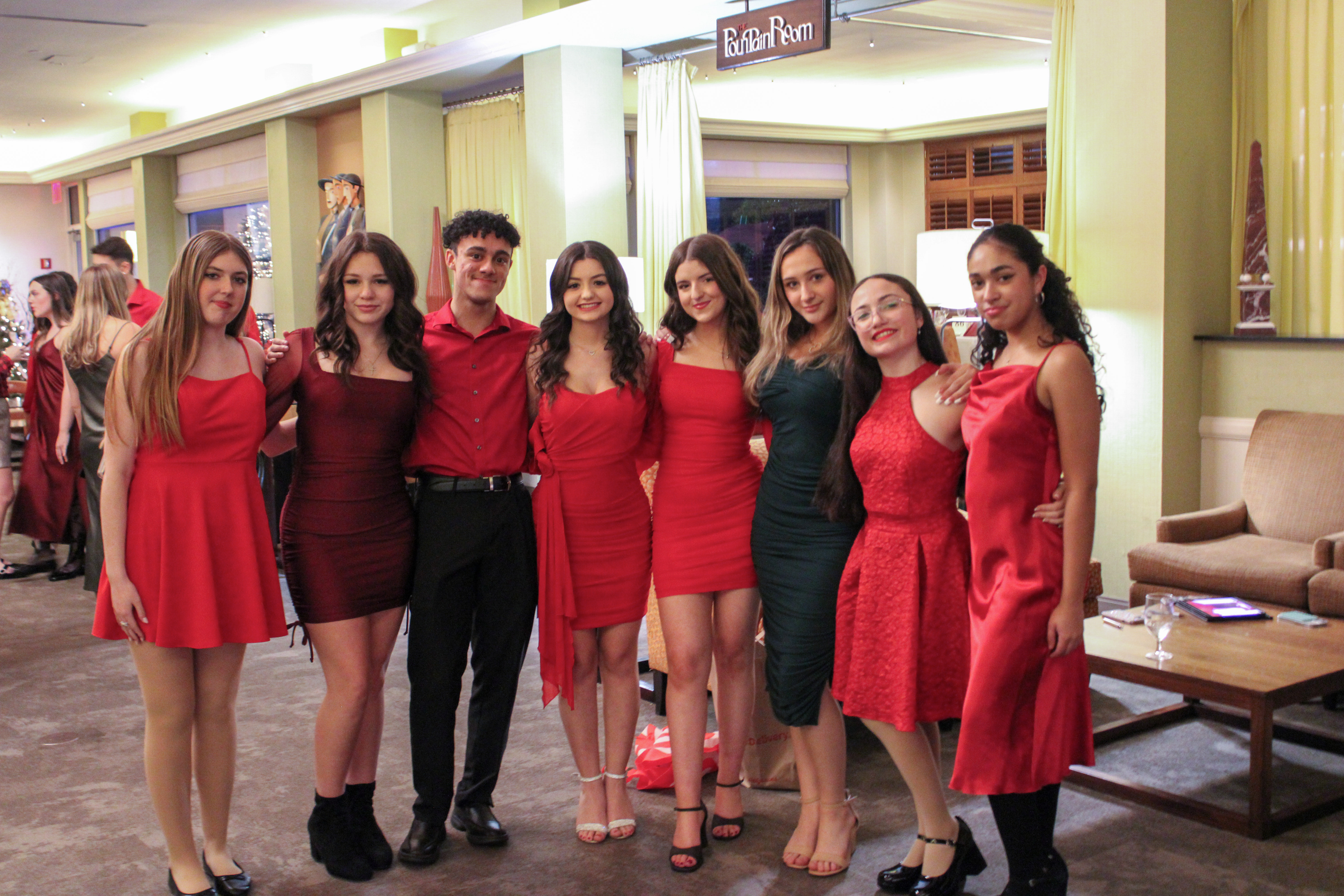Staten Island students perform in annual “Very Merry Minty Christmas ...