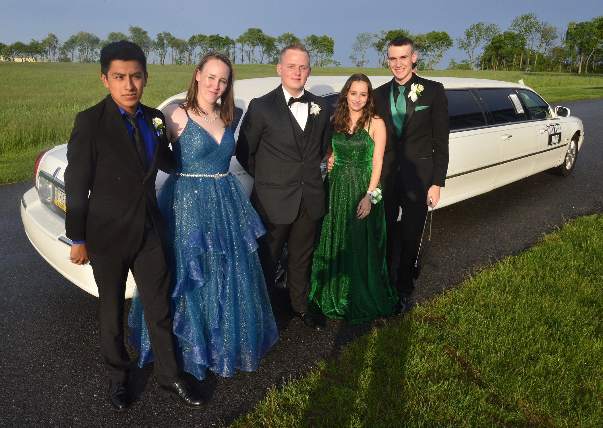 Chambersburg 2023 high school prom in Greencastle - pennlive.com