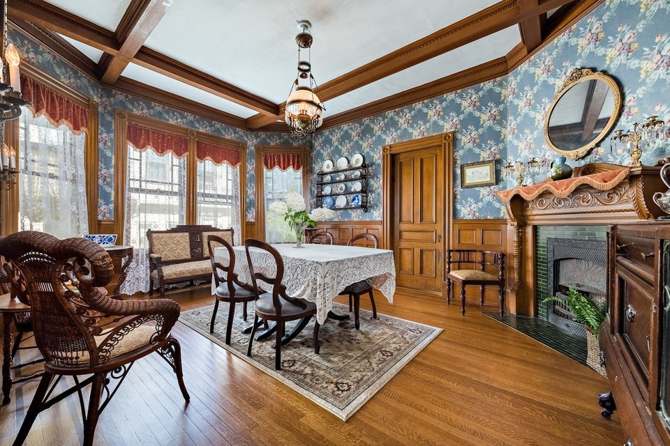 Lizzie Borden’s historic ‘Maplecroft’ mansion on sale in Fall River ...