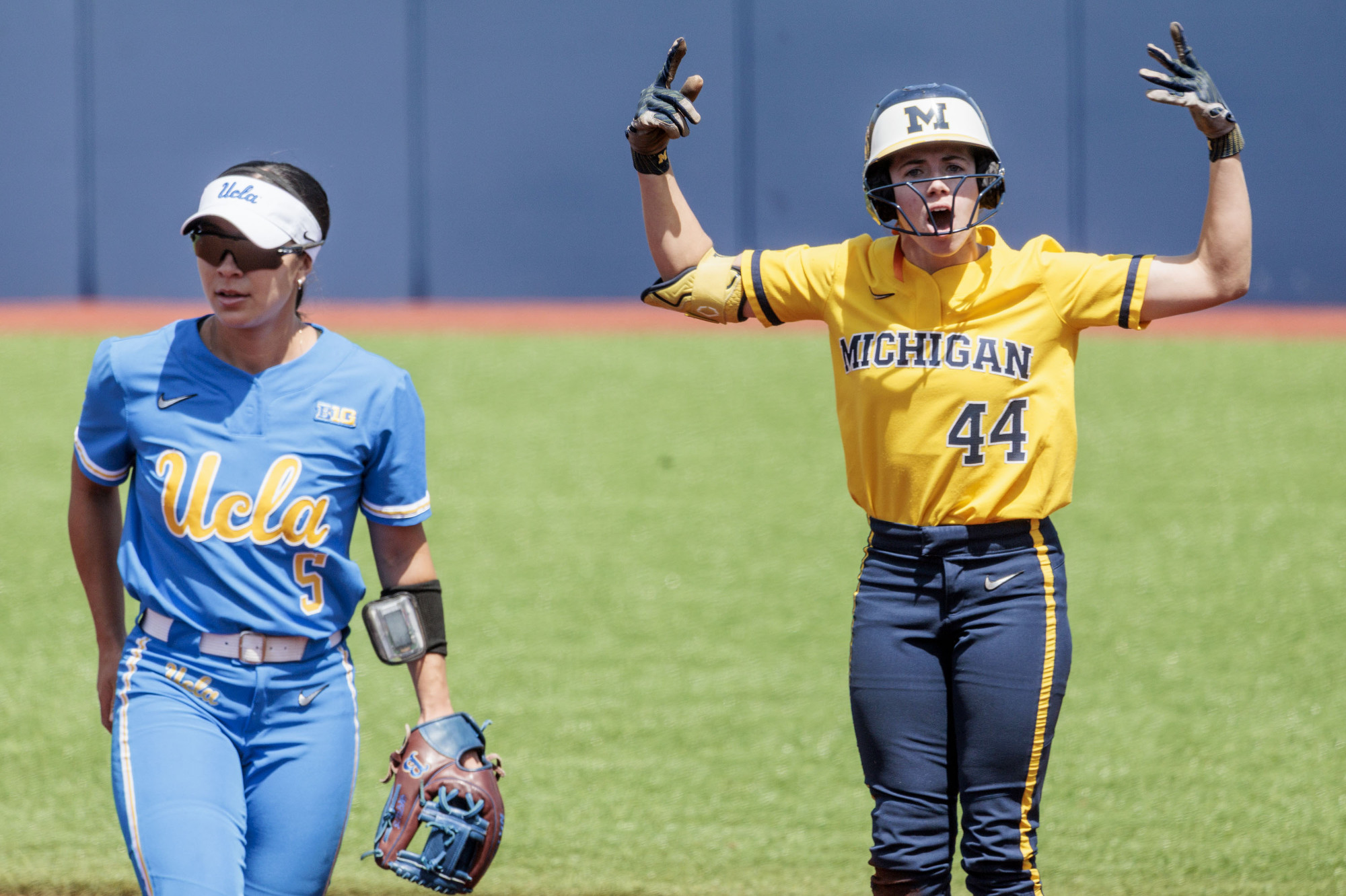 Michigan softball hosts UCLA - mlive.com