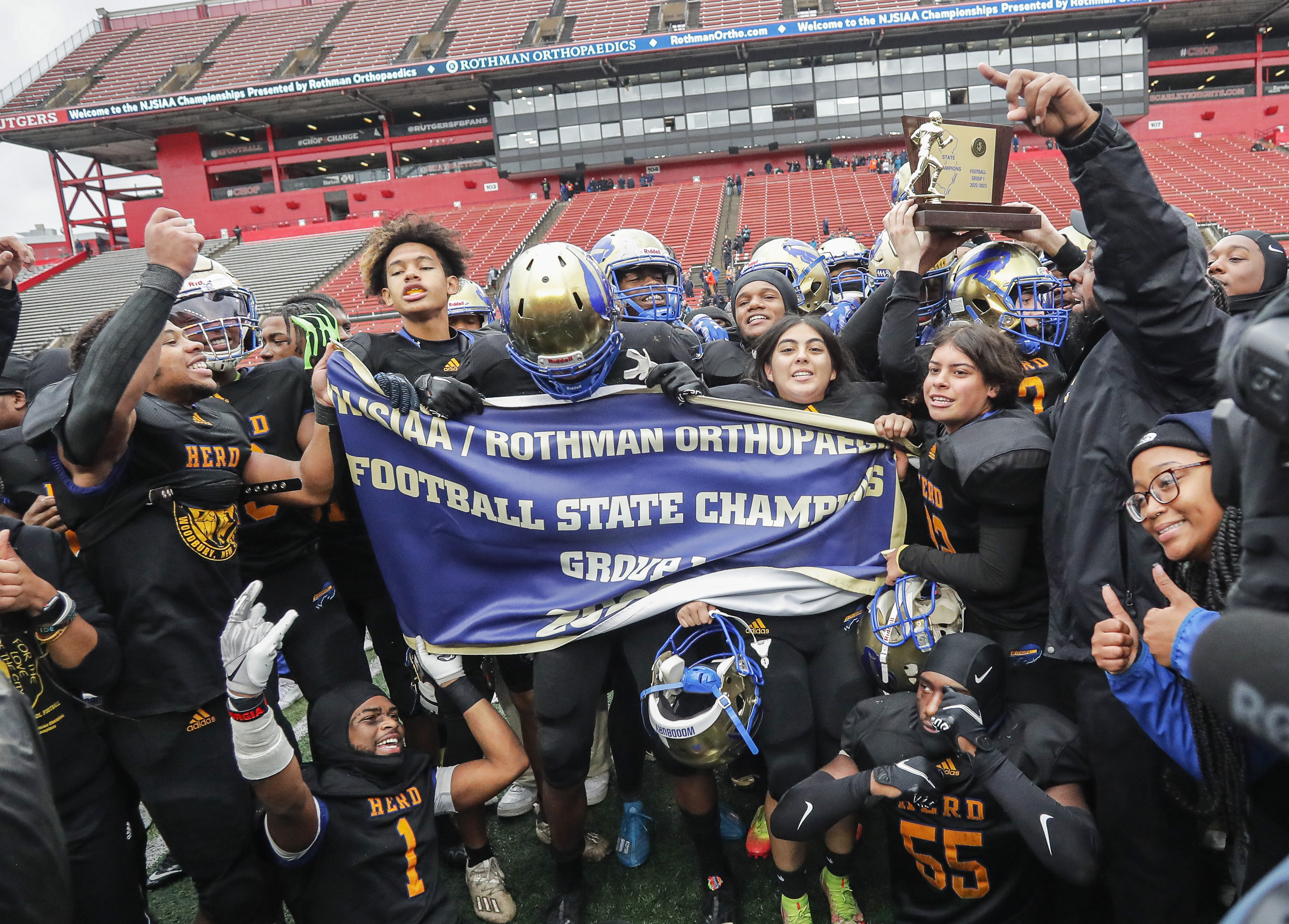 Football: NJSIAA Group 1 Championship, Mountain Lakes vs. Woodbury - nj.com