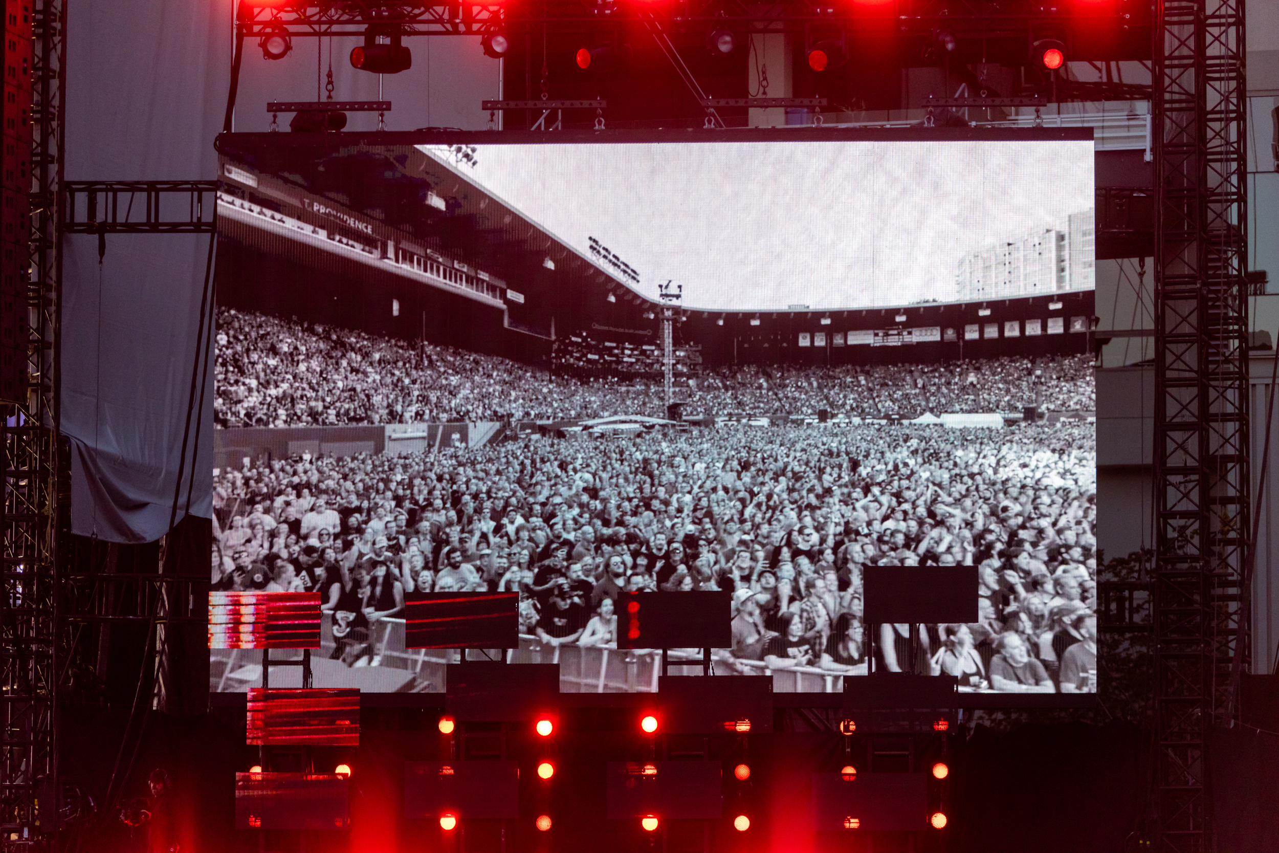 Foo Fighters rock Portland's Providence Park - oregonlive.com