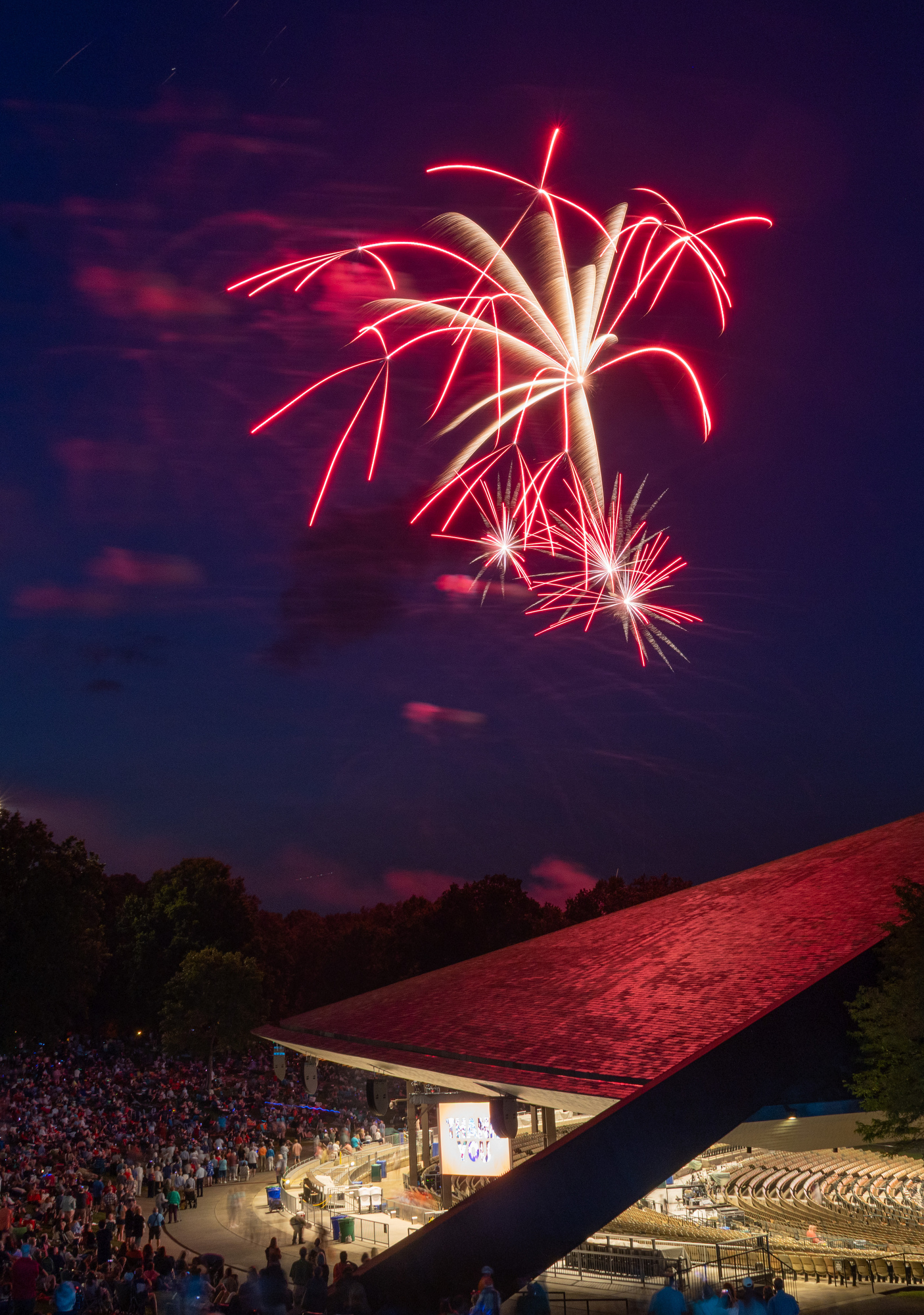 Music and fireworks light up the night at Blossom Music Center ...