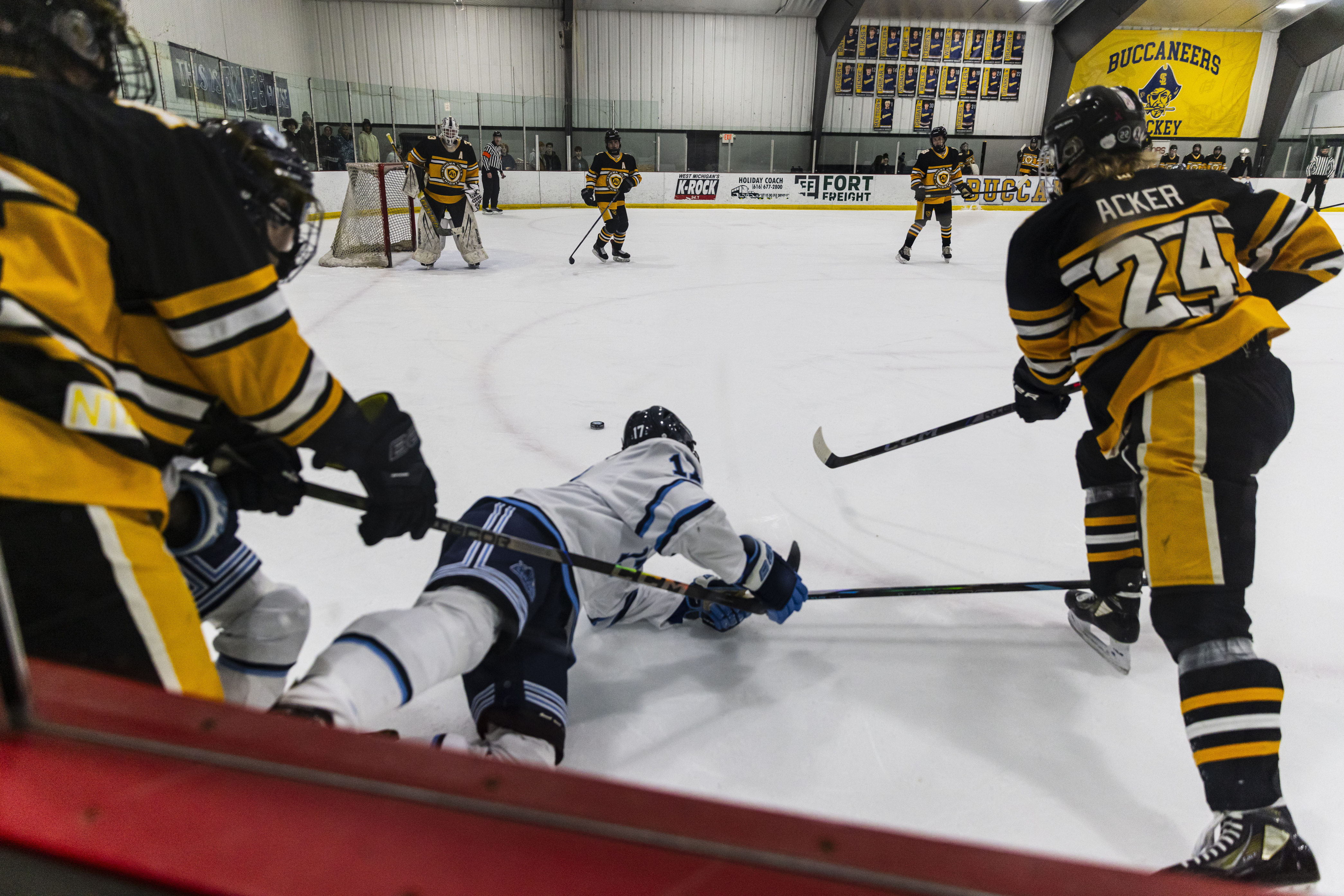 Mona Shores and Kenowa Hills go head-to-head in boys varsity hockey ...