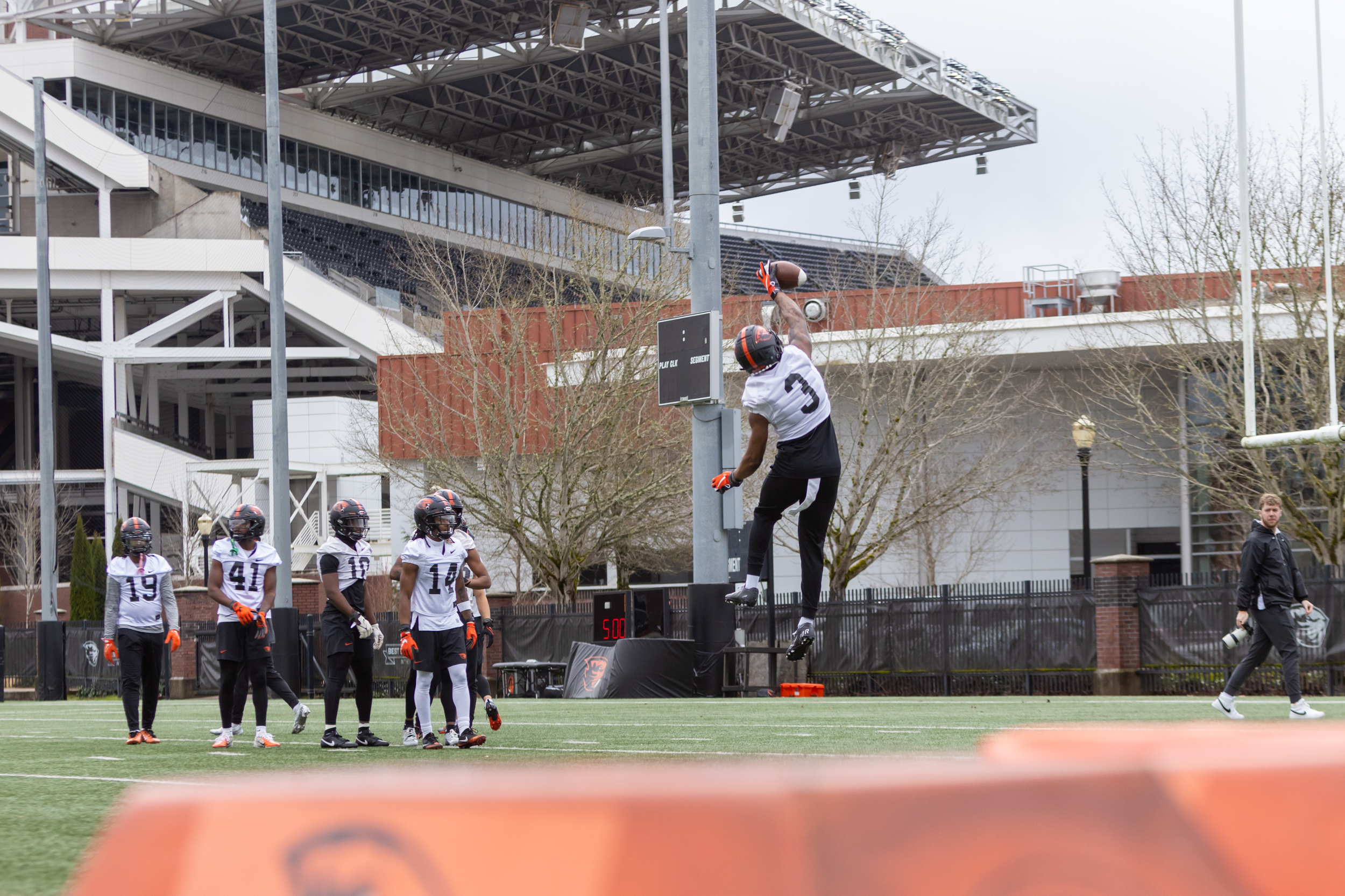 Oregon State Beavers, coach Trent Bray open spring football practice ...