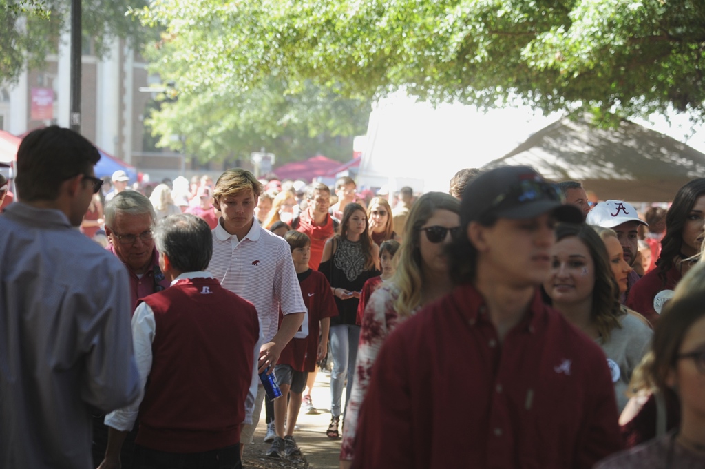 Alabama Football Tailgate: The Quad - al.com